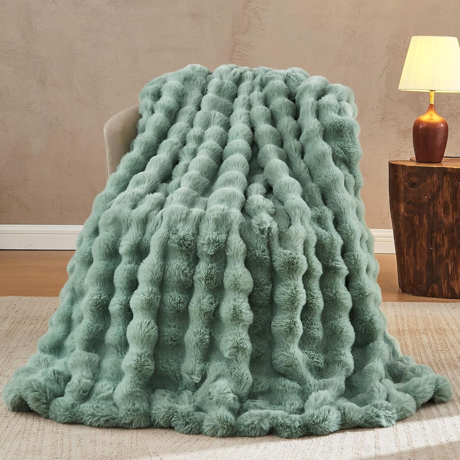 Faux Fur Throw Blanket Linen - 800 GSM Bubble Rabbit Fluff Blanket for ...