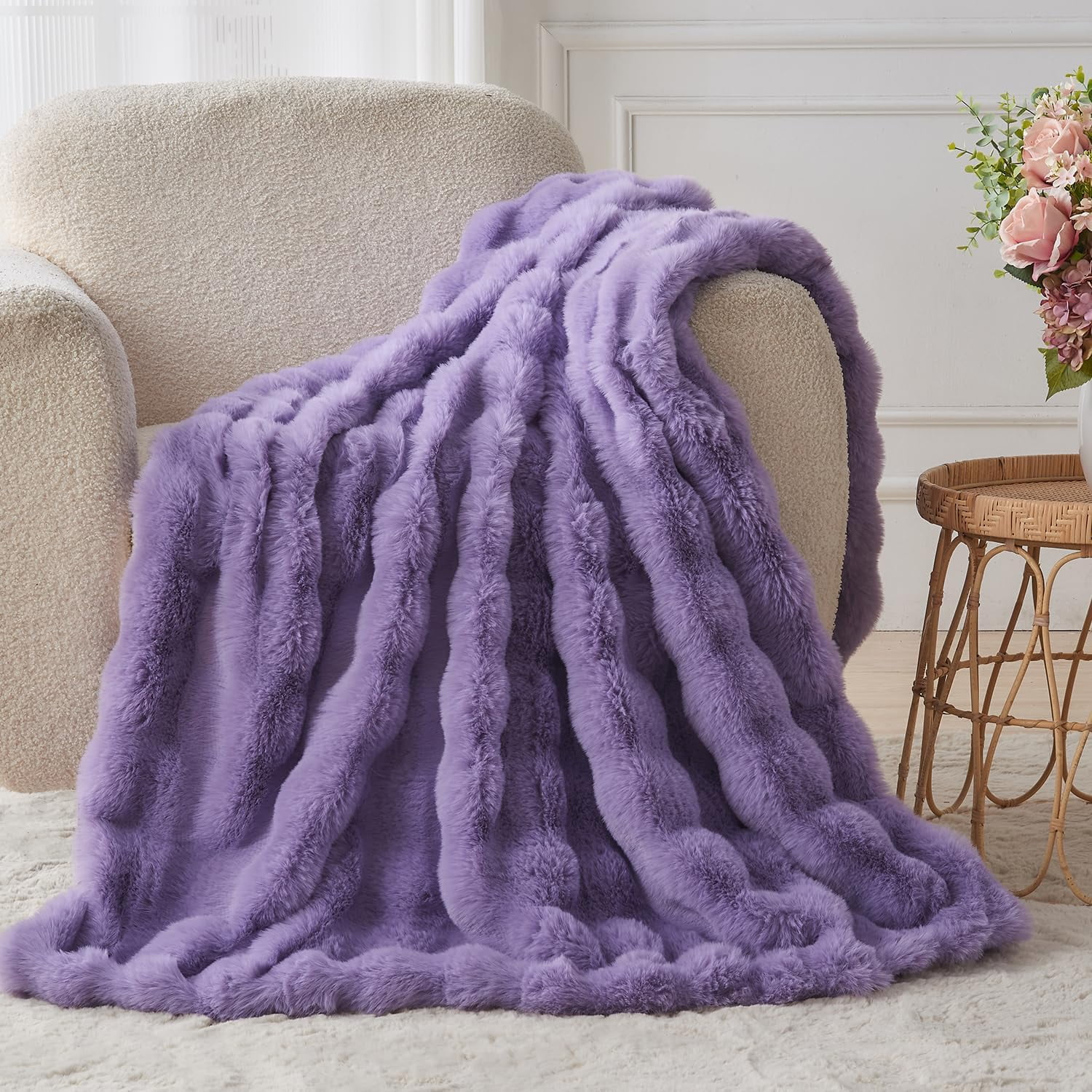 Faux Fur Throw Blanket Linen - 800 GSM Bubble Rabbit Fluff Blanket for ...