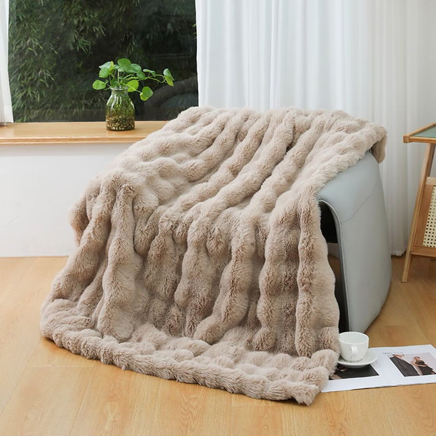 Faux Fur Throw Blanket Tie-Dye Khaki - Big Bubble Rabbit Fluff Blanket ...