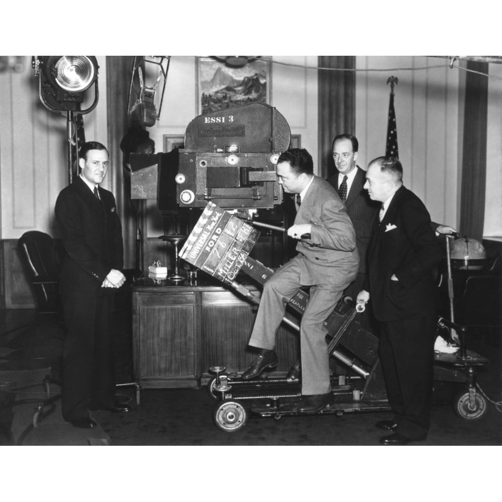 Fbi Director J. Edgar Hoover With A Newsreel Camera At Universal ...