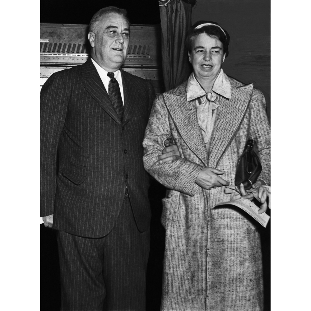 Fdr Presidency. Us President Franklin Delano Roosevelt With First Lady Eleanor Roosevelt History ...