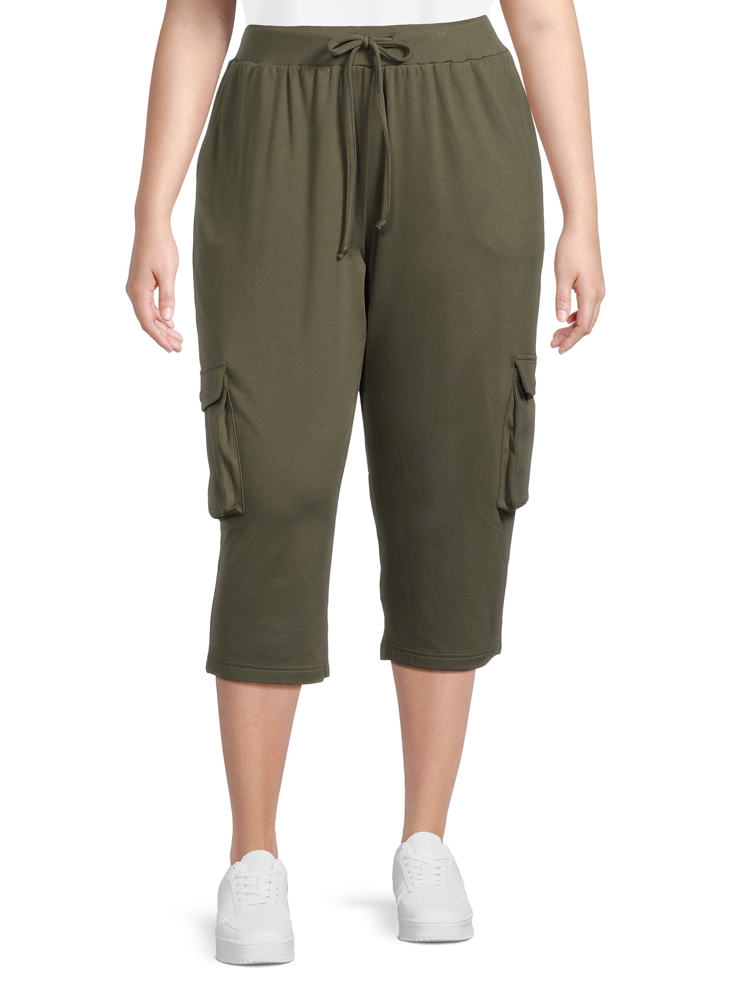 Feathers Women's Plus Size Fleeceback Drawstring Cargo Capri Pants with Pockets - Walmart.com