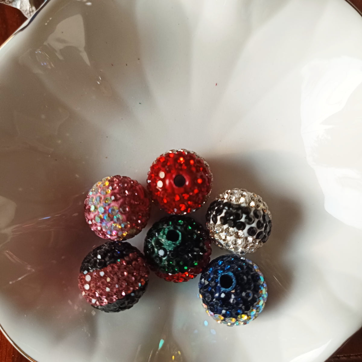 Feildoo 10Pcs Crystal Rhinestone Pave Disco Ball, 16mm Polymer Clay ...