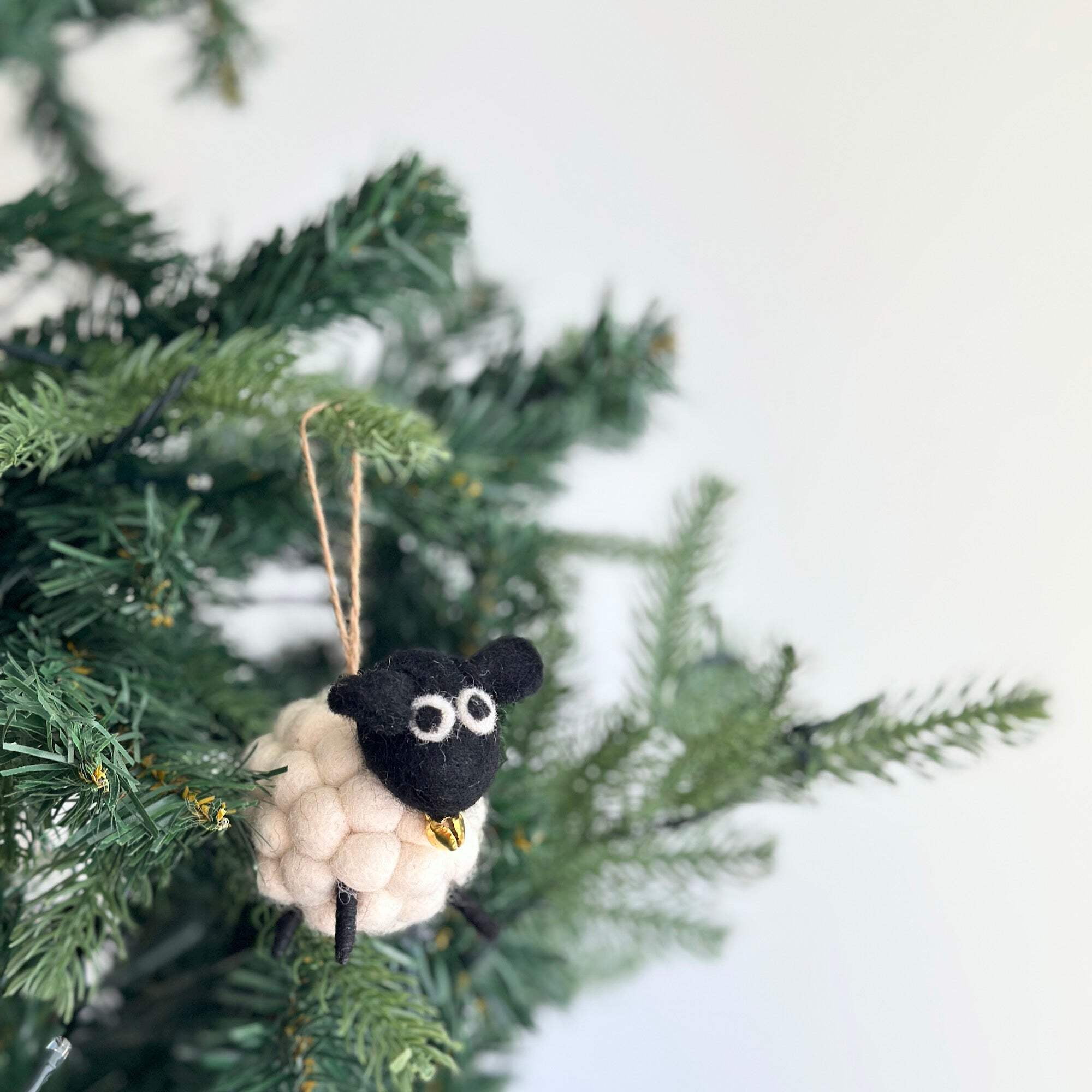 Felt Ornament - Pompom Ball Mini Sheep - Walmart.com