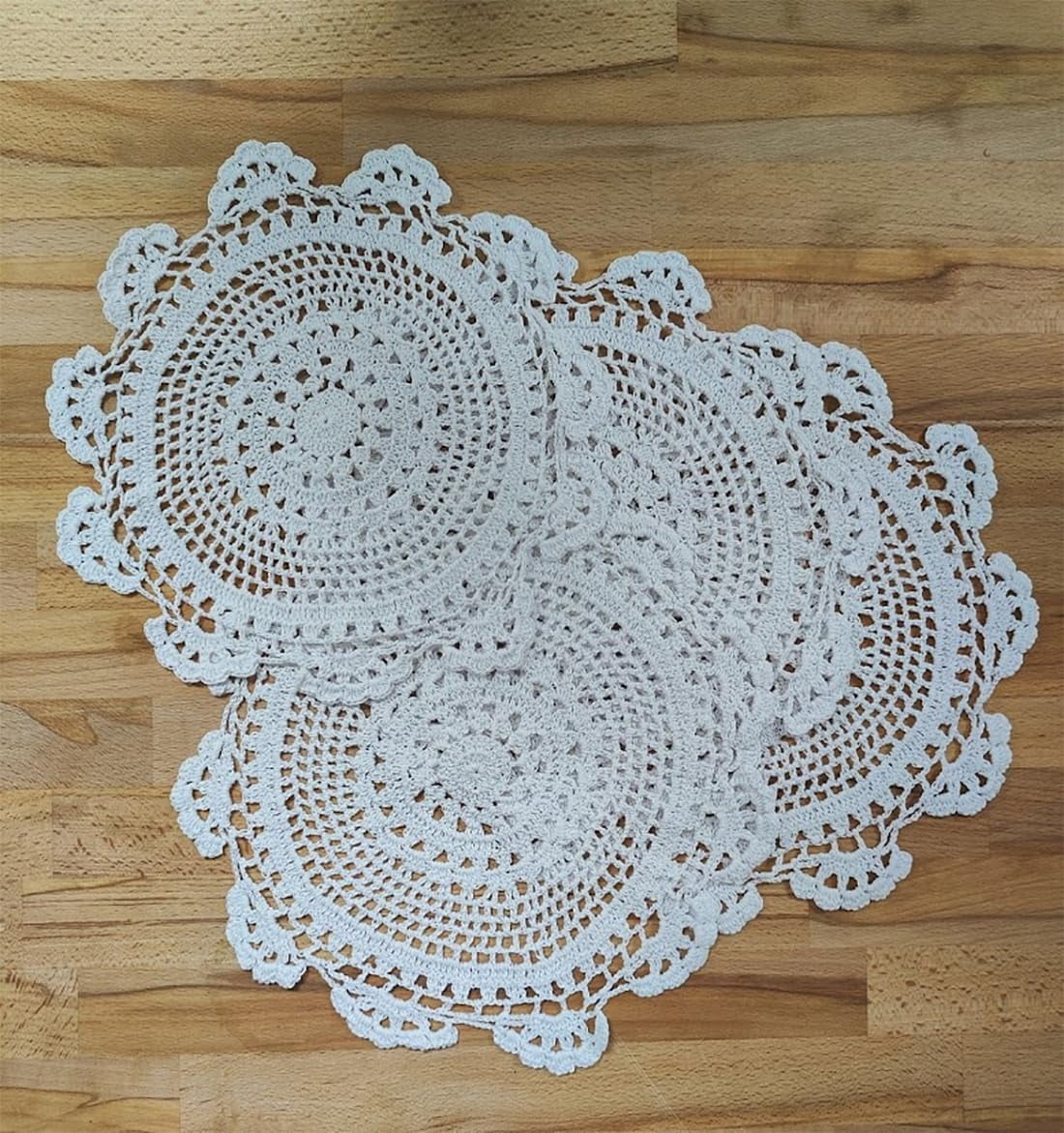 Fennco Styles Handmade Medallion Crochet Lace Round Cotton Placemat ...