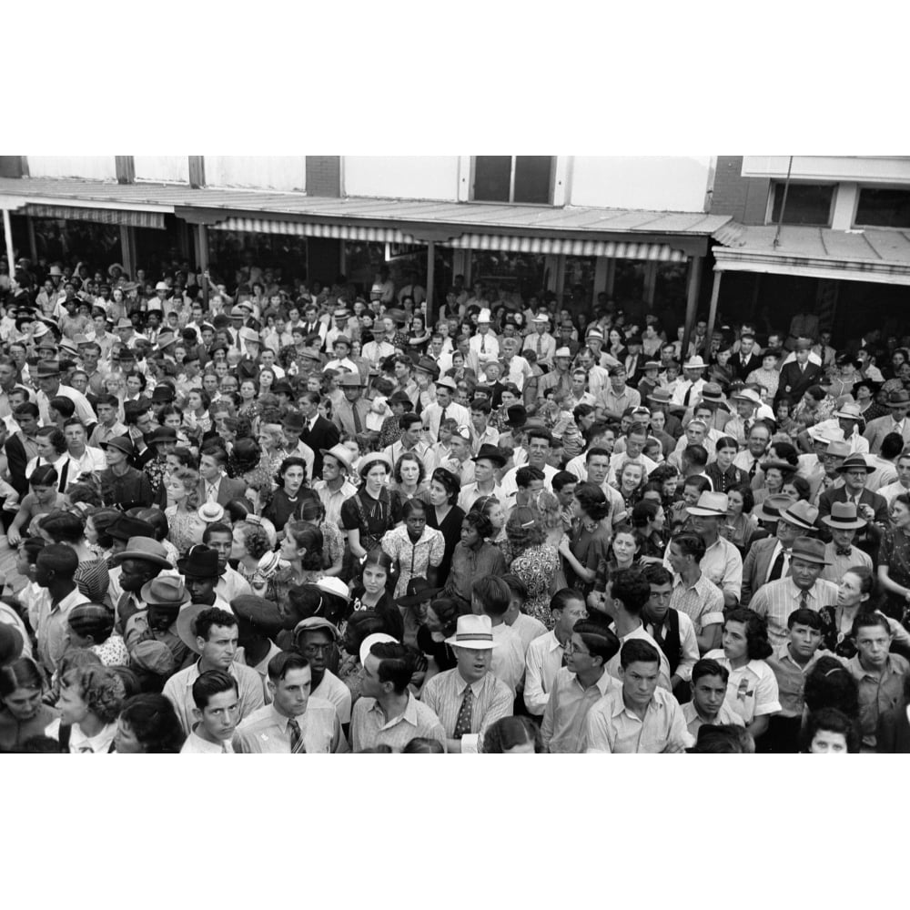 Festival Crowd 1938. Na Crowd Waiting For The Cajun Band Contest To ...