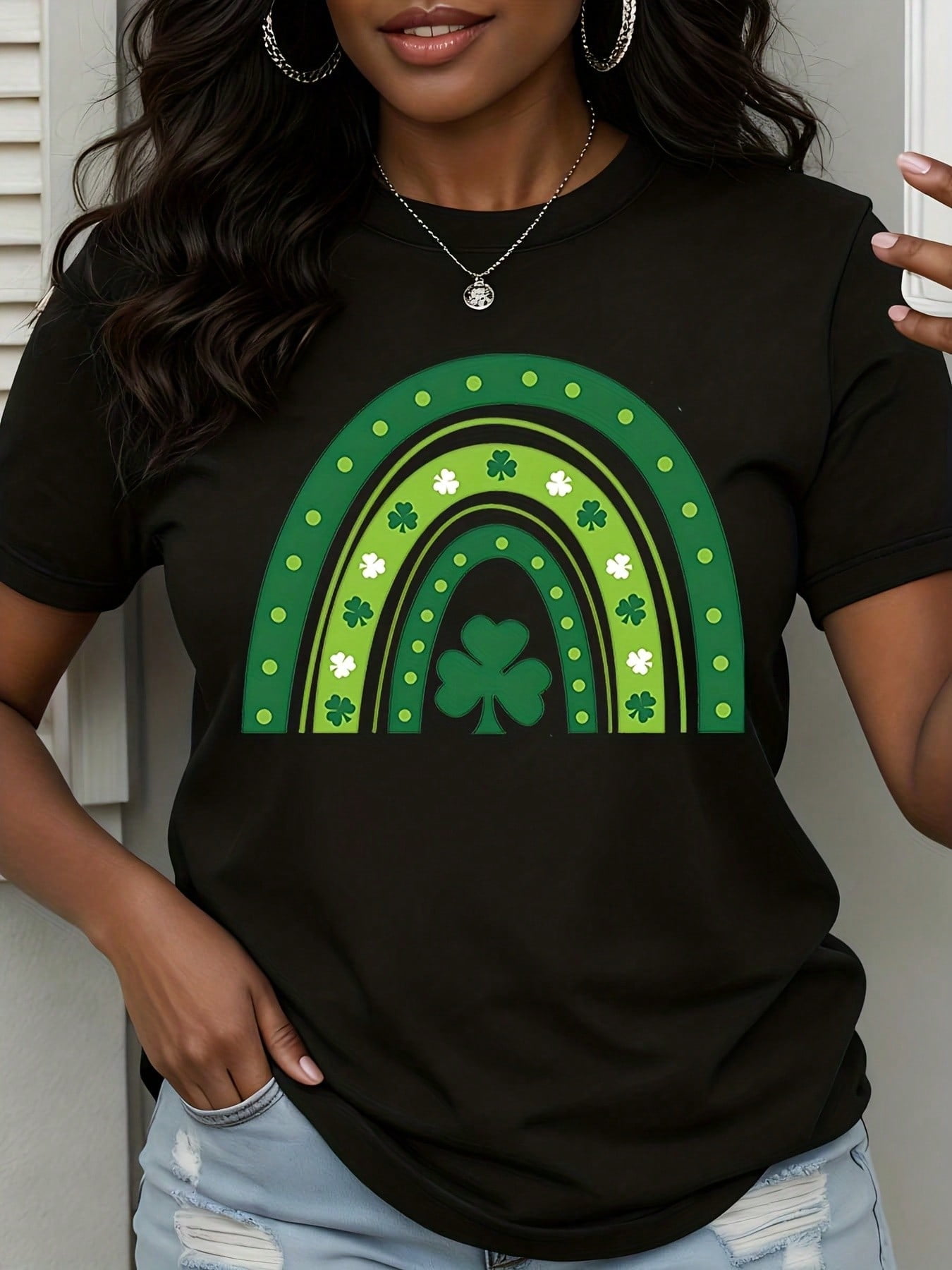 Festive Green Clover Rainbow Graphic Women Short Sleeve T-Shirt ...