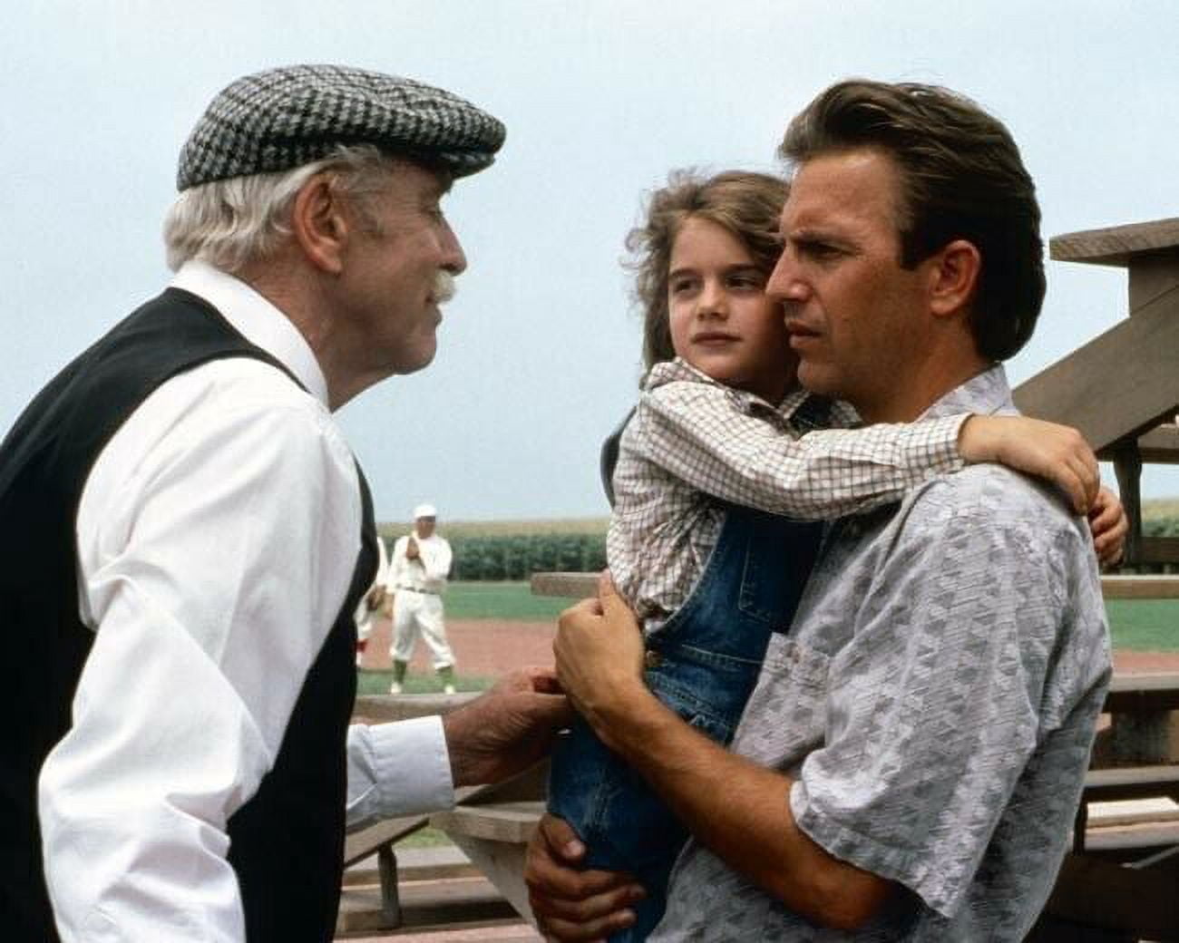 Field of Dreams Burt Lancaster Gaby Hoffman Kevin Costner baseball ...