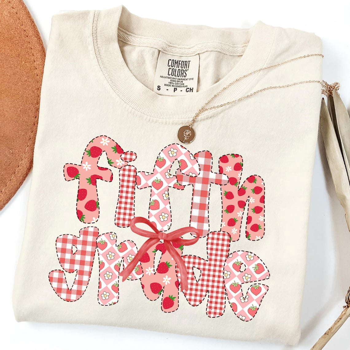 Fifth Grade Teacher Berry Theme T-Shirt - Walmart.com