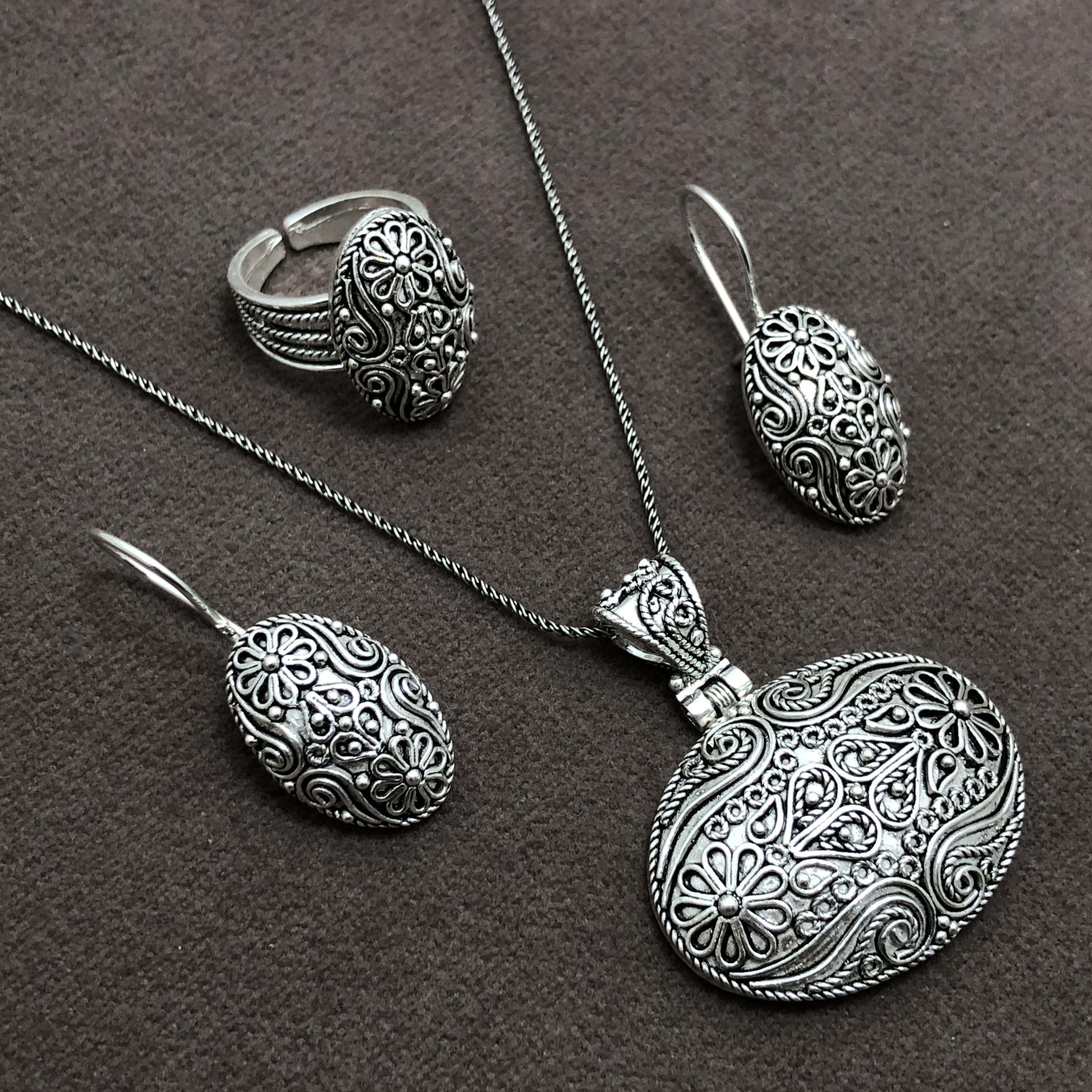 Fine Silver Assyrian Jewelry Set Embroidered Necklace, Earrings ...