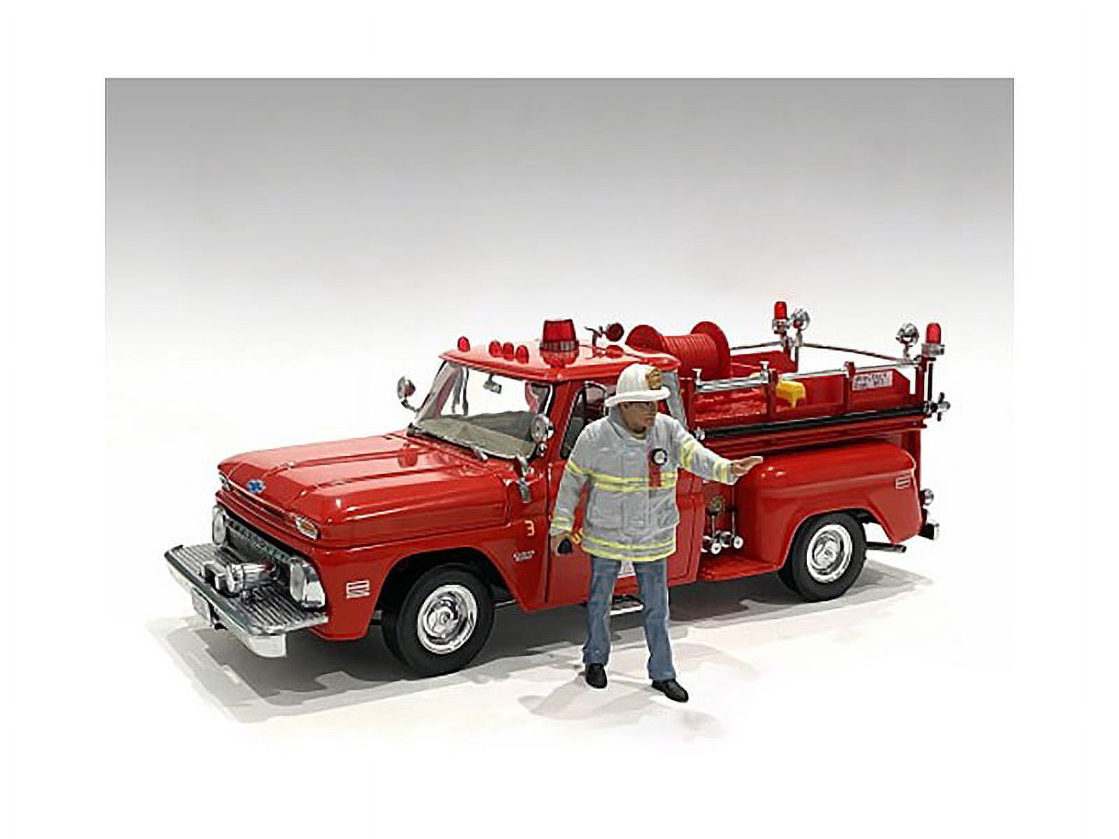 "Firefighters" Fire Captain Figure for 1/24 Scale Models by American ...