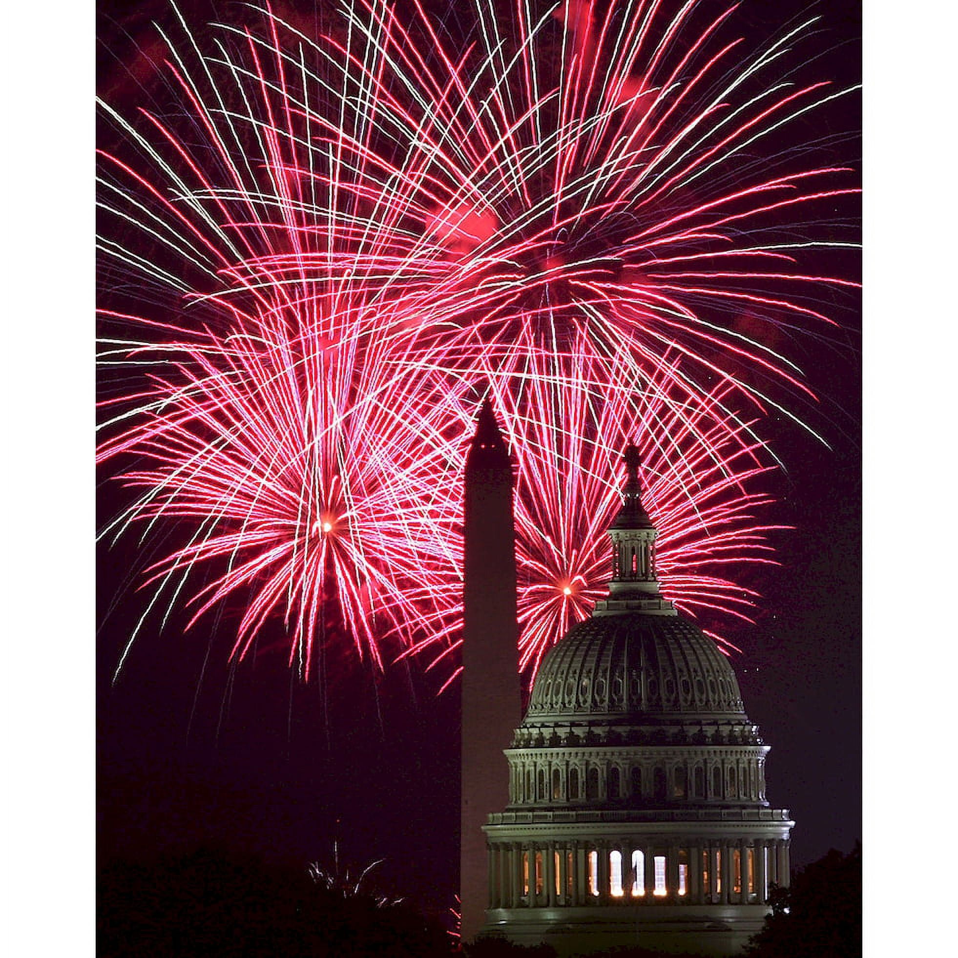 Fireworks explode over the U.S. Capitol and the Washington Monument in ...