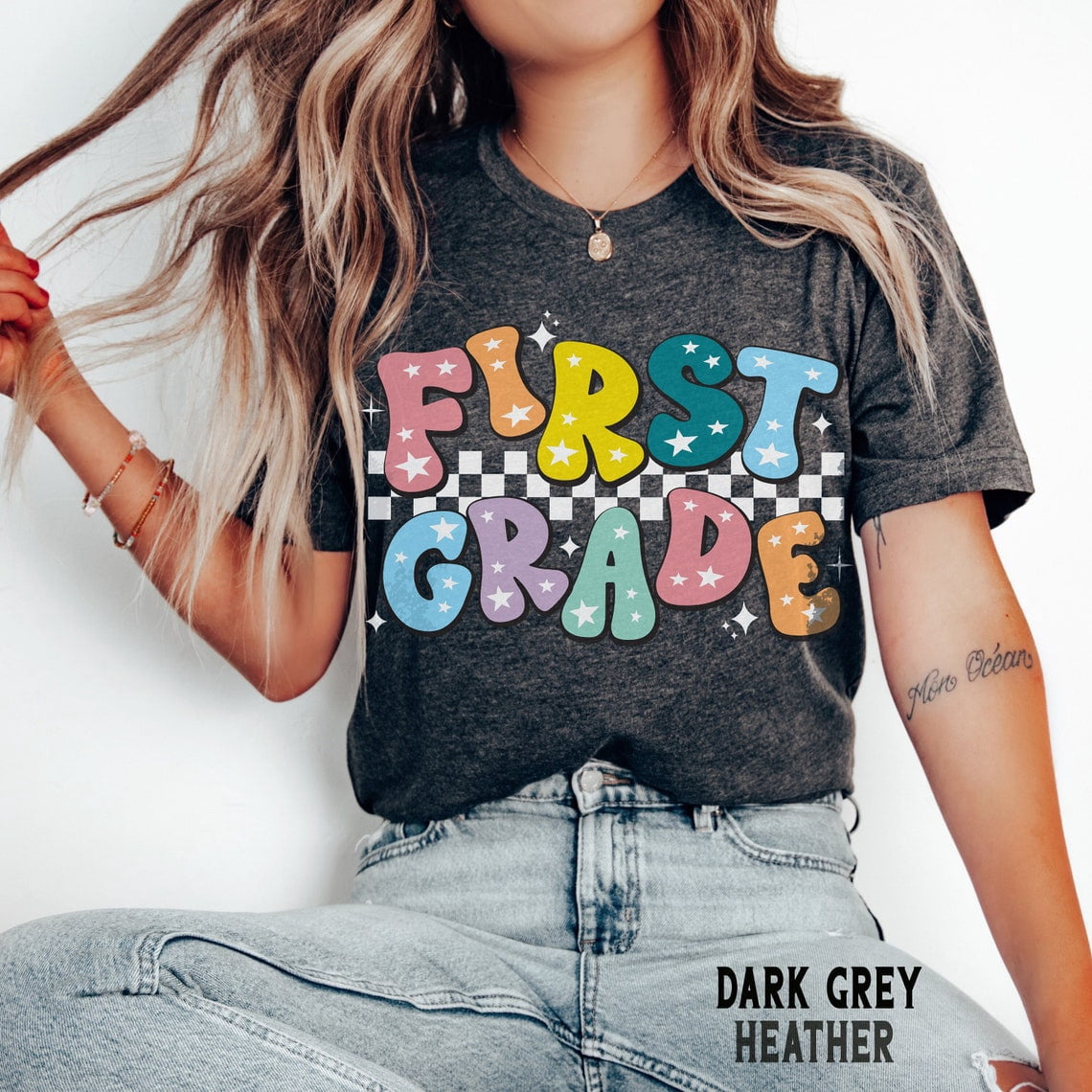 First Grade Teacher Retro Back To School T-Shirt - Walmart.com