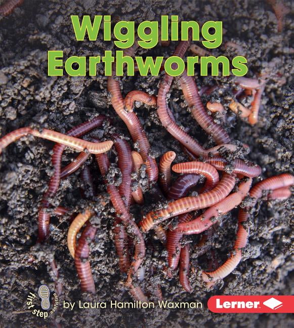 First Step Nonfiction -- Backyard Critters: Wiggling Earthworms ...