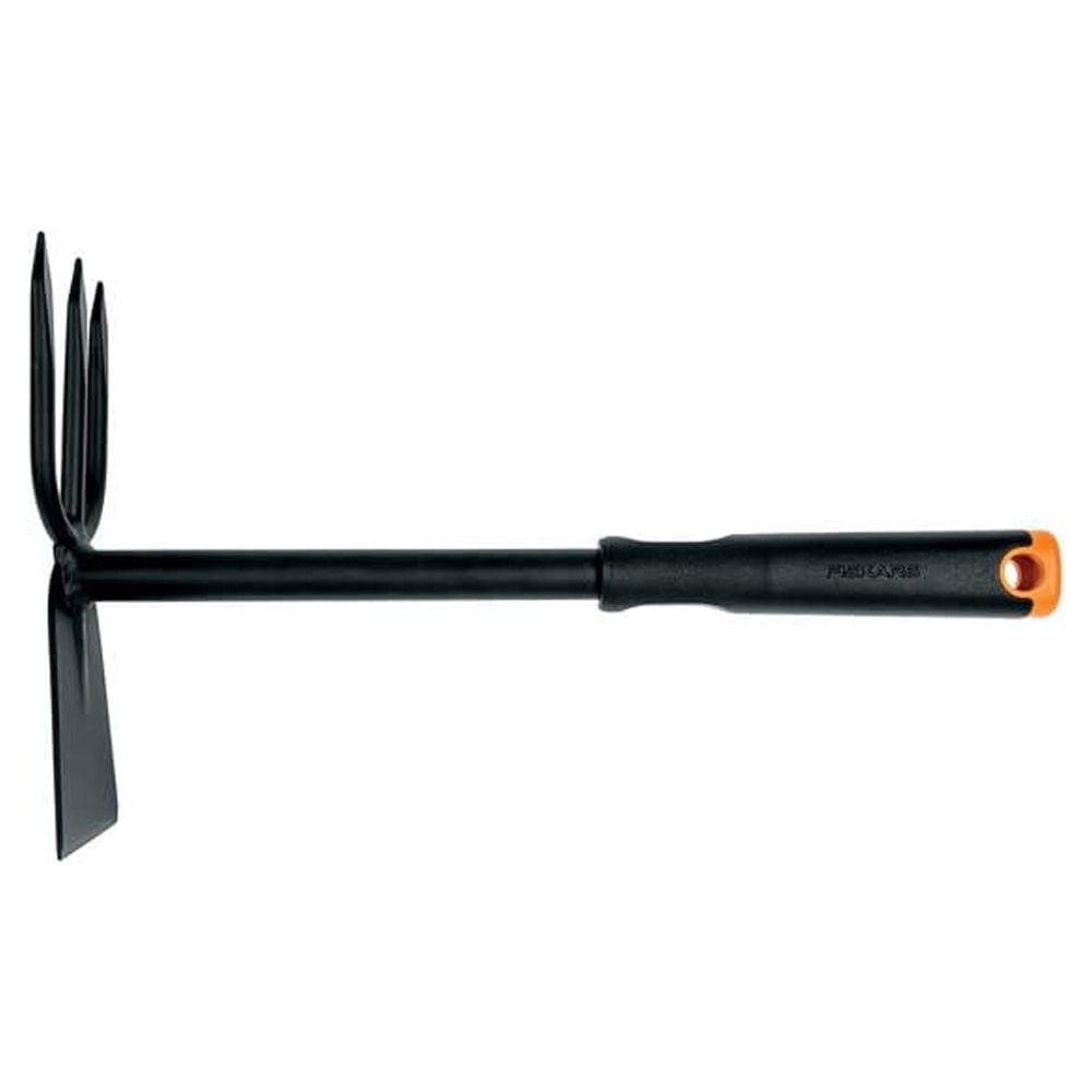 Fiskars 200S Handheld Garden Cultivator Hoe, 12 x 7.25 in. Tool for ...