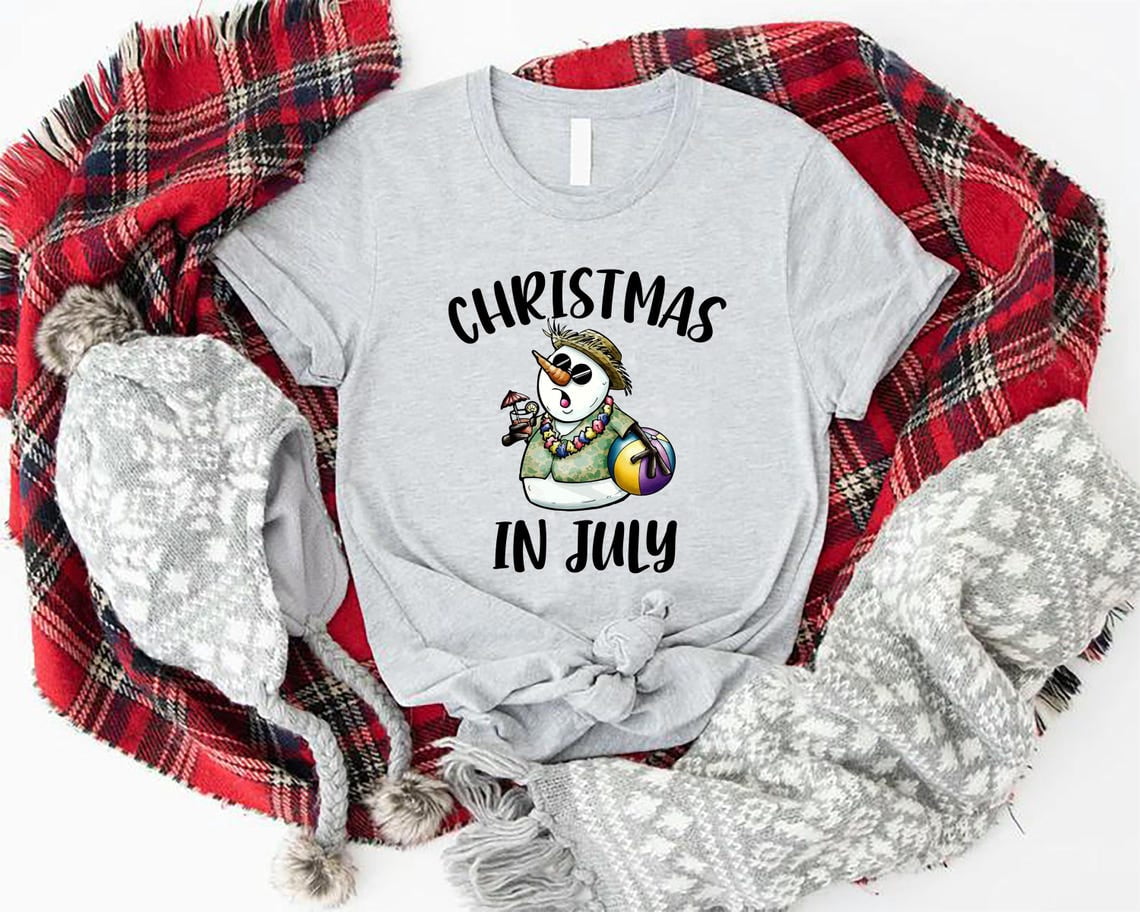 Fitzy Beach Snowman Shirt,Christmas In July Shirt,Christmas At The ...