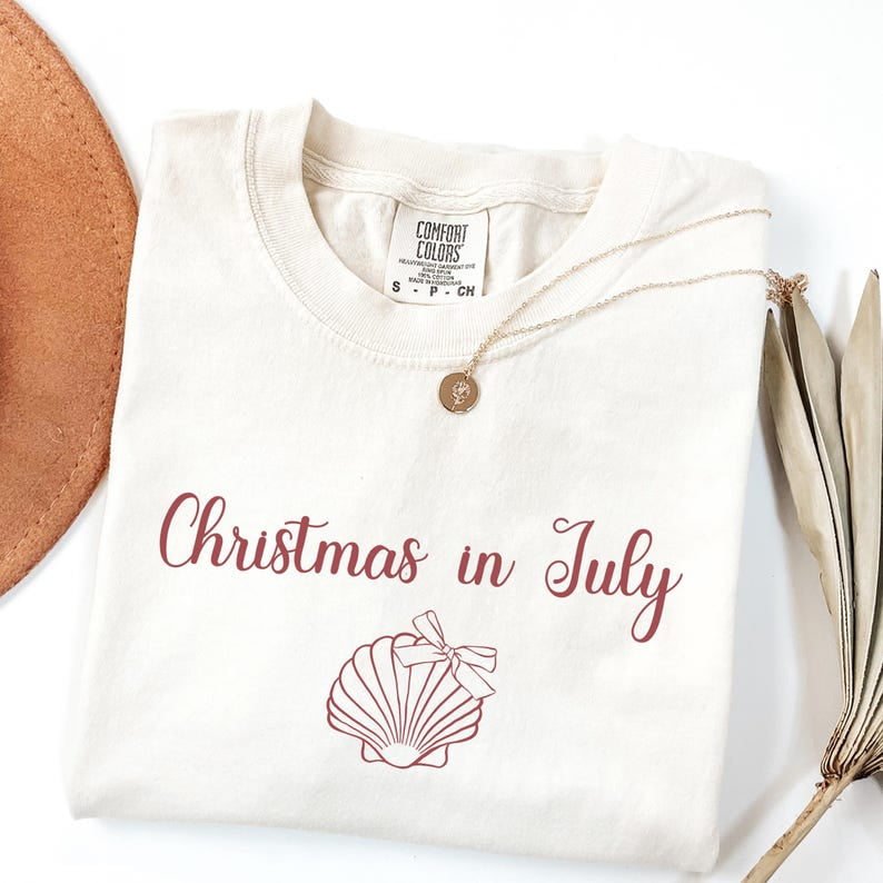 Fitzy Christmas in July ,Summer Holiday ,Coastal Christmas Aesthetic ...