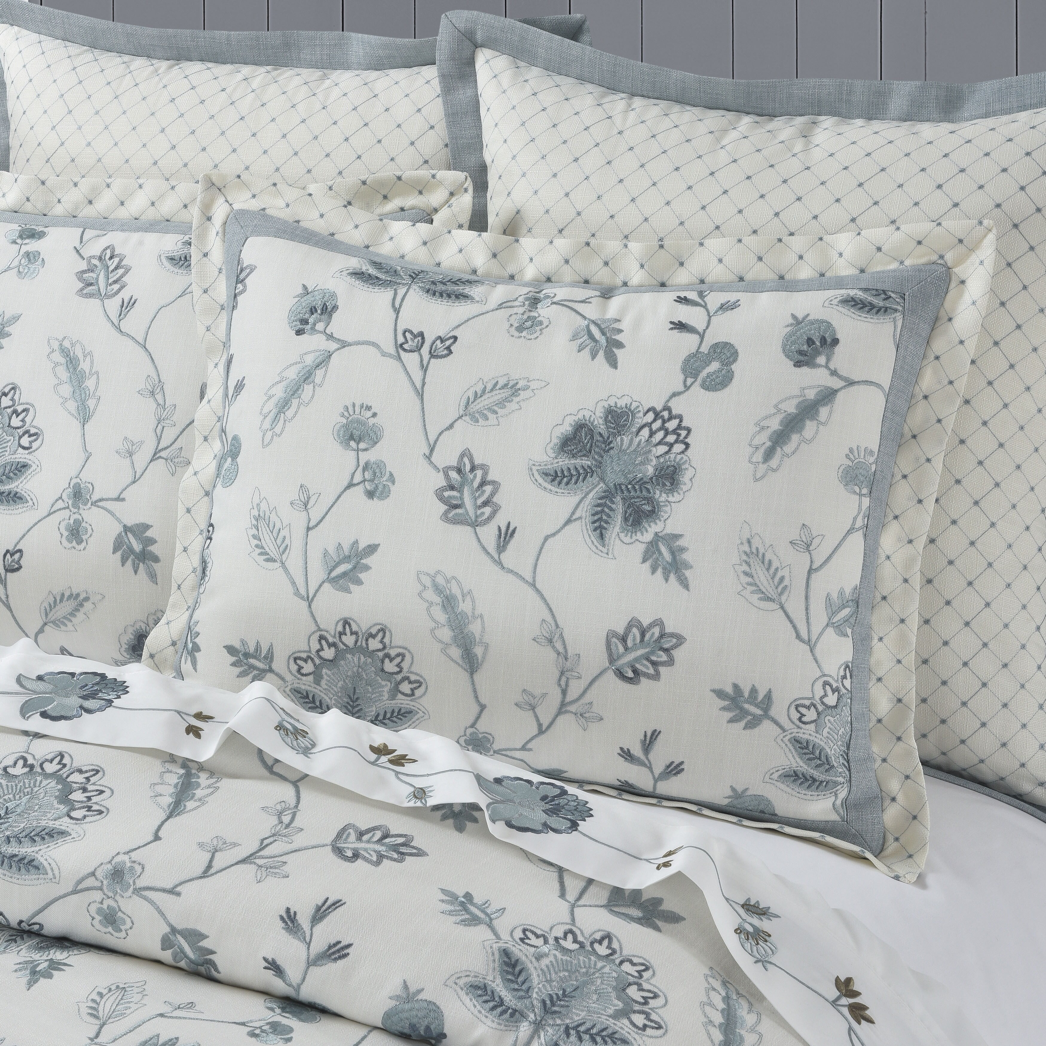 Five Queens Court Blue Ivy Comforter Set Queen - Walmart.com