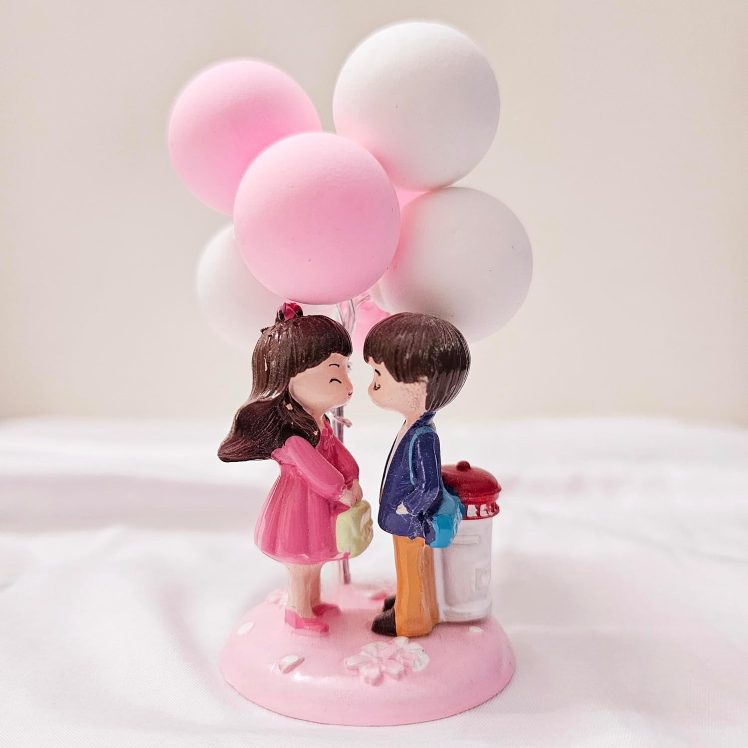 The Flair Store Romantic Couple Miniature Statue with Balloons ...