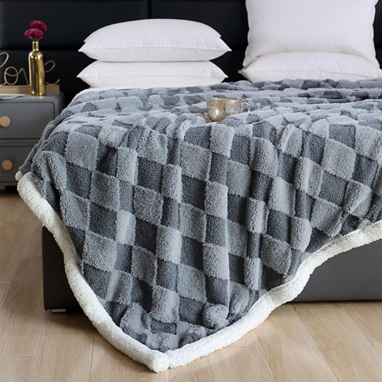 Flannel Nap Blanket | 70x100cm Soft Polyester Throw | Pink, Green, Gray ...