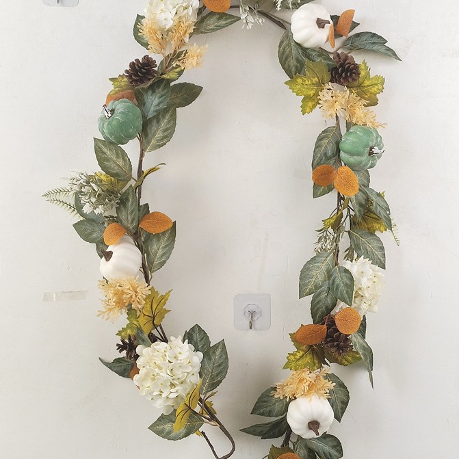 FlareFable Realistic Maple Leaf Garland, 5.9FT Artificial Fall Leaves ...