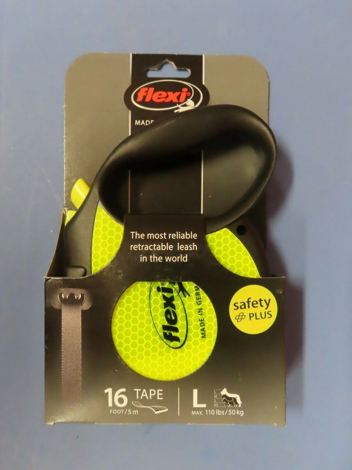 Flexi USA 16' Retractable Dog Leash: Dogs to 110 lbs #PC3 NEW - Walmart.com