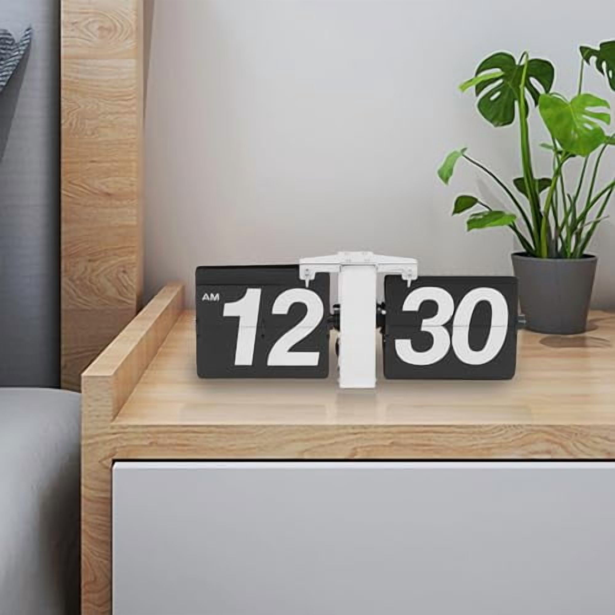 Flipping Out Wall and Tabletop Flip Clock,Retro Automatic Page Turning ...