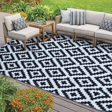 Better Homes & Gardens Neutral Palm Outdoor Rug, 9' x 12' - Walmart.com