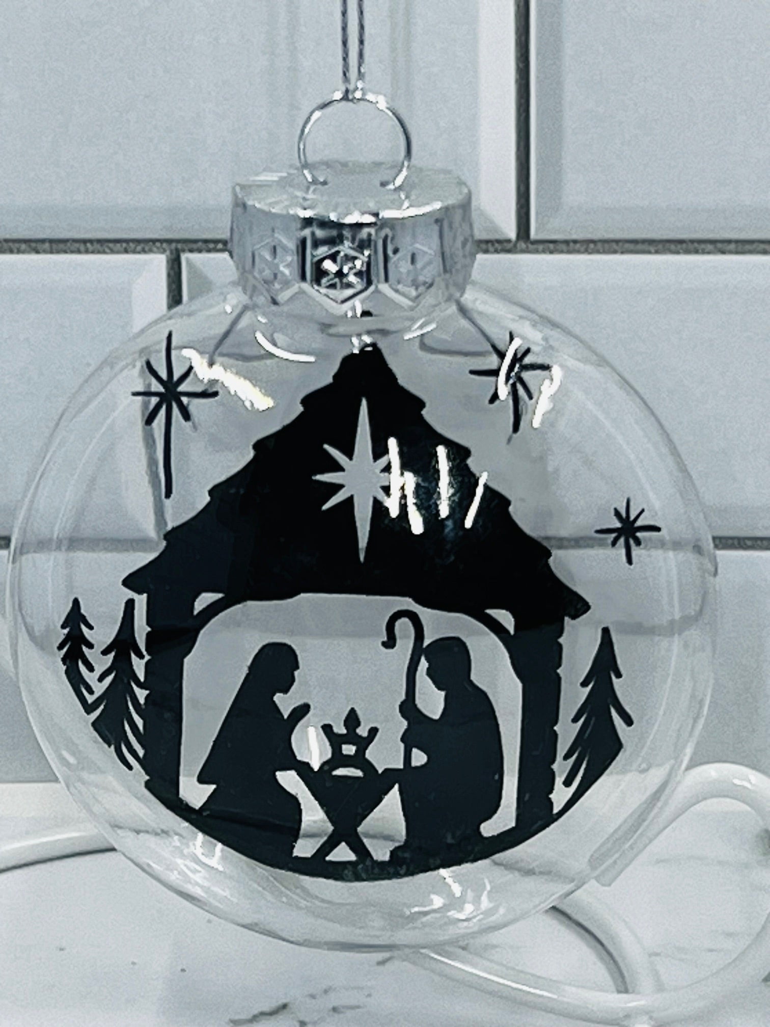 Floating Ornament with Gift Box | Acrylic 3-inch disc-shaped ornament ...