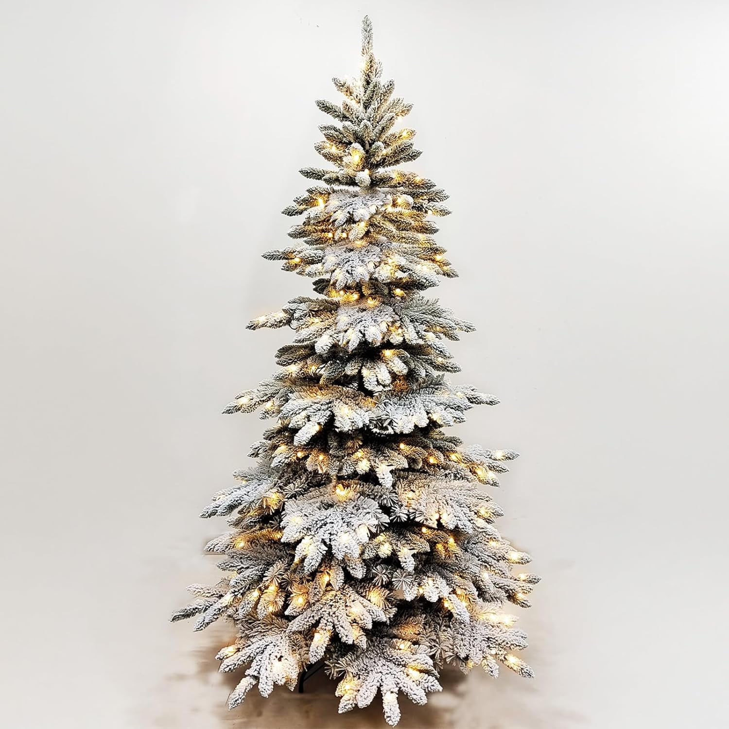 OasisCraft 7.5ft Pre-Lit Mountain Pine Snow Flocked Artificial Christmas Tree with 550 Warm ...