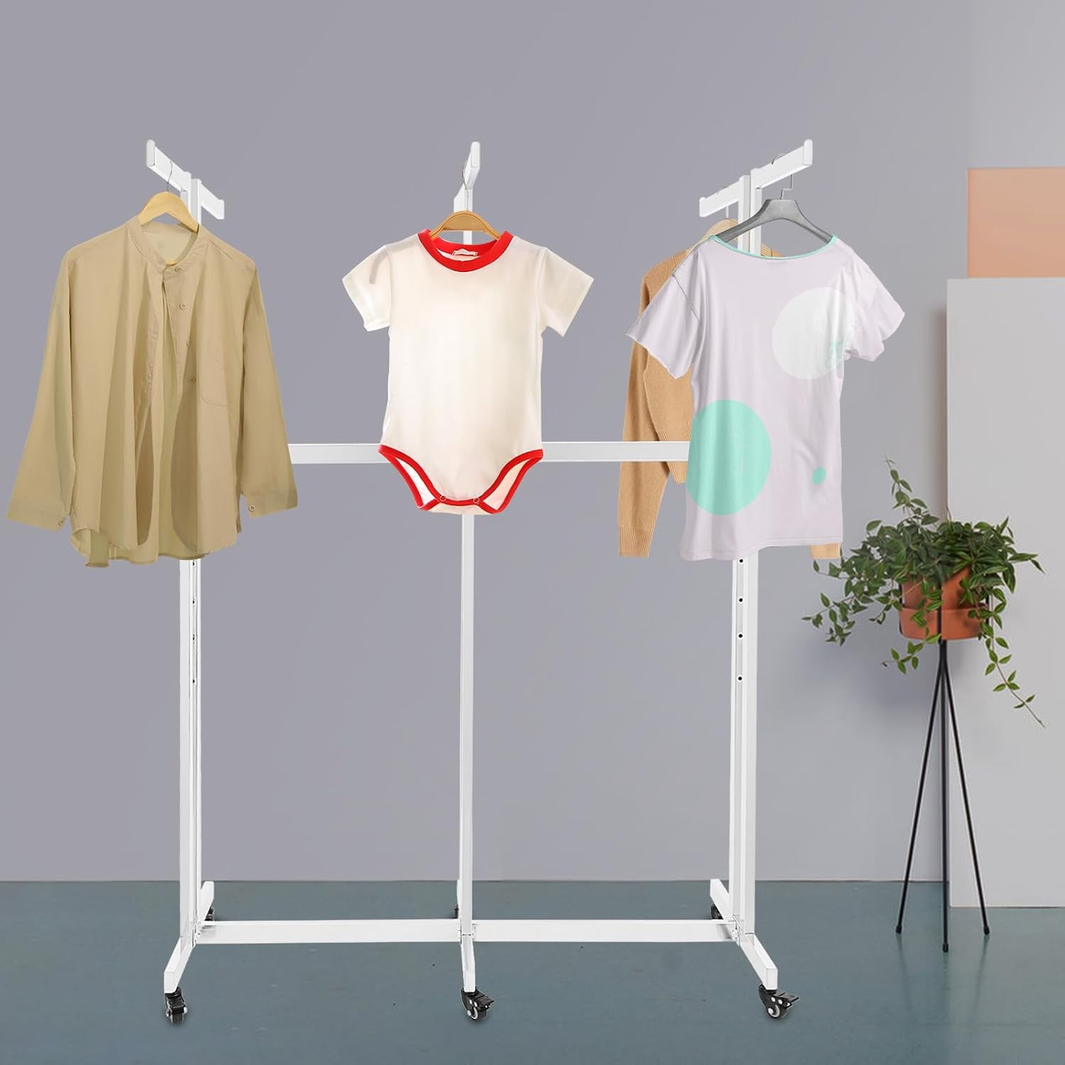 Floor Standing Metal Garment Rack Heavy Retail Display Racks With ...