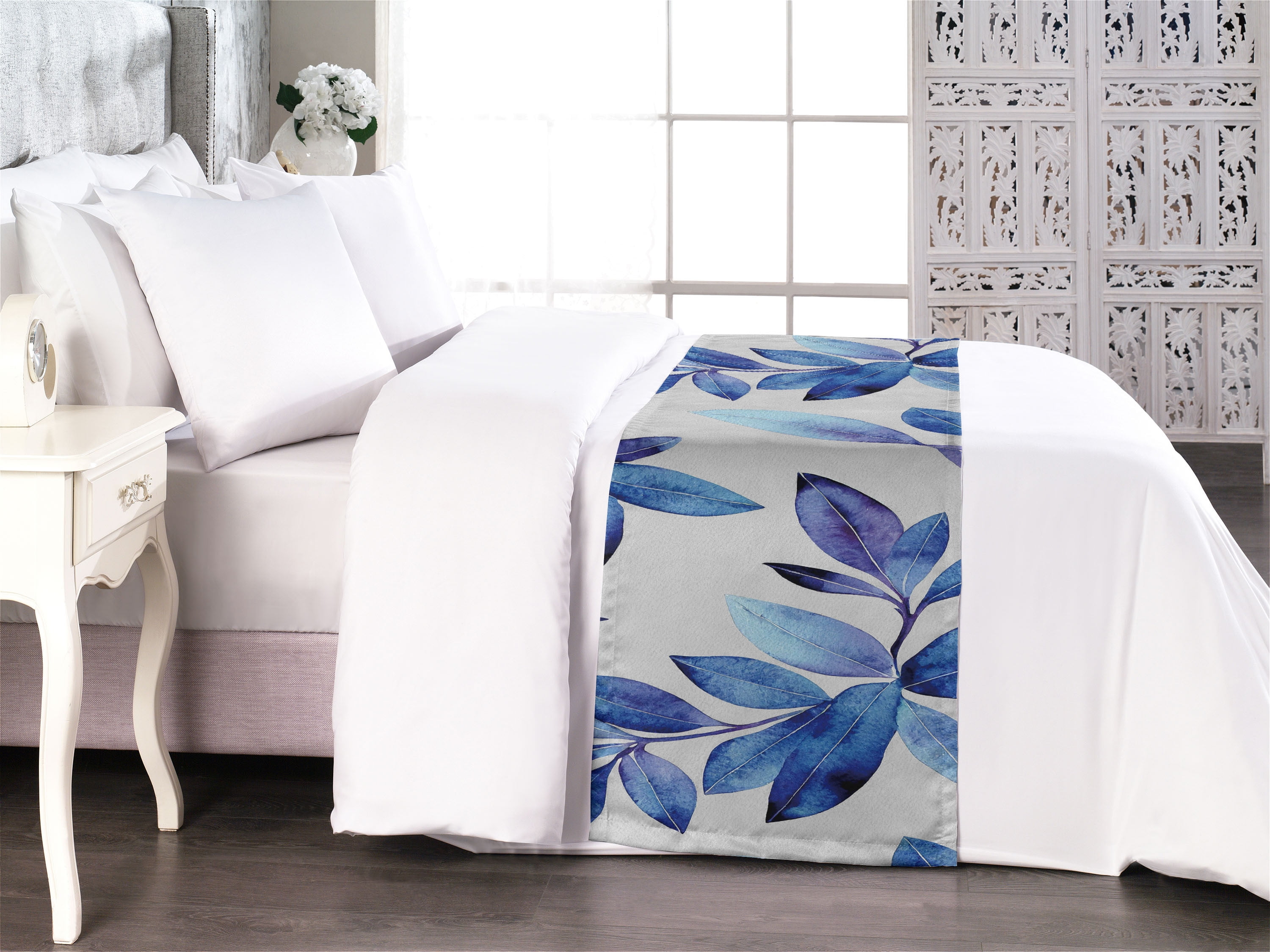 Floral Bed Runner, Leaves of the Tropical Climate on the Plain Background Repeated Pattern ...