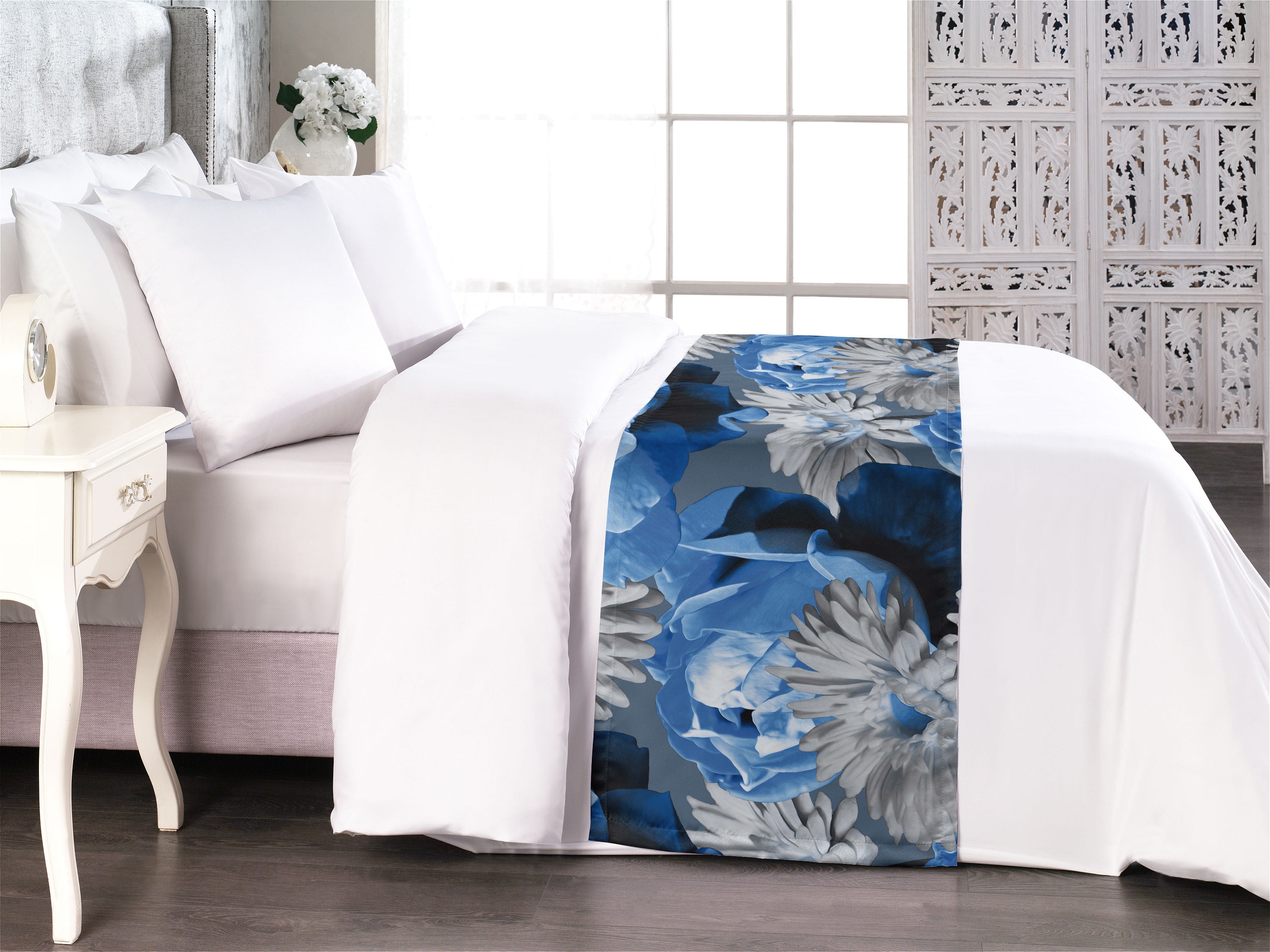 Floral Bed Runner, Roses and Gerbera Flowers in Cold Negative Colors ...