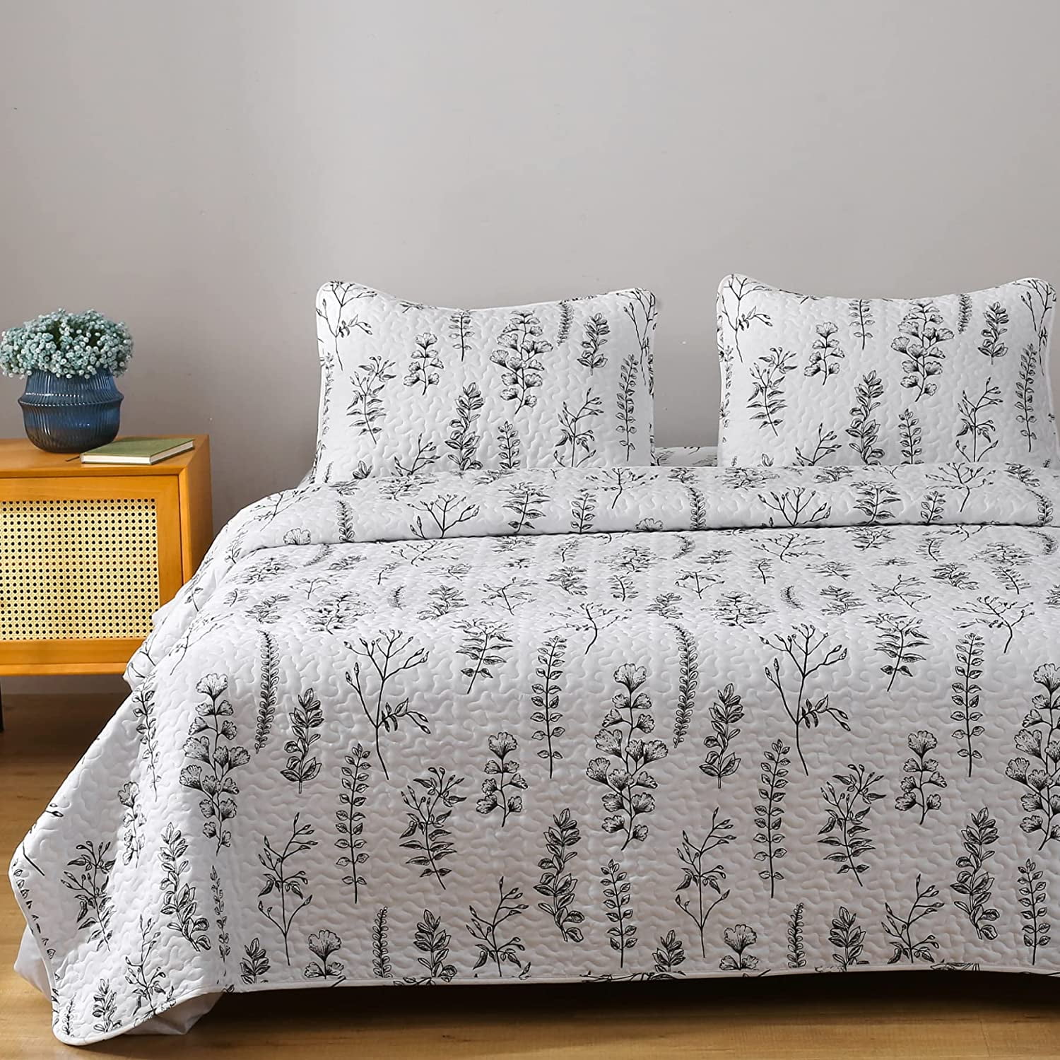 Floral Bedspread Twin Size Lightweight Botanical Flower Coverlet Black ...