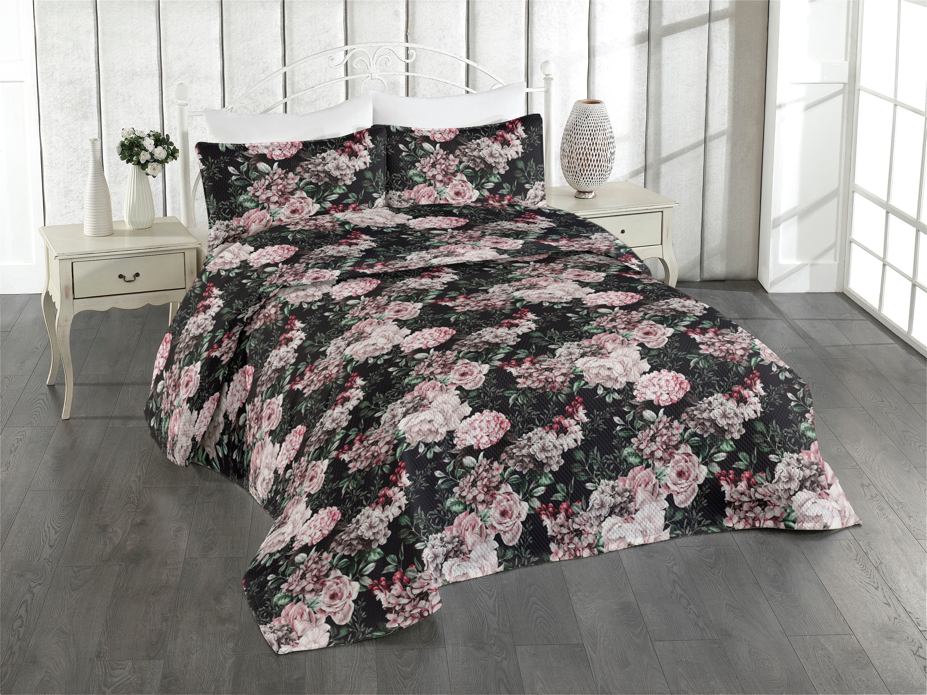 Floral Coverlet, Romantic Secret Garden of Peony Hydrangea and Wild ...