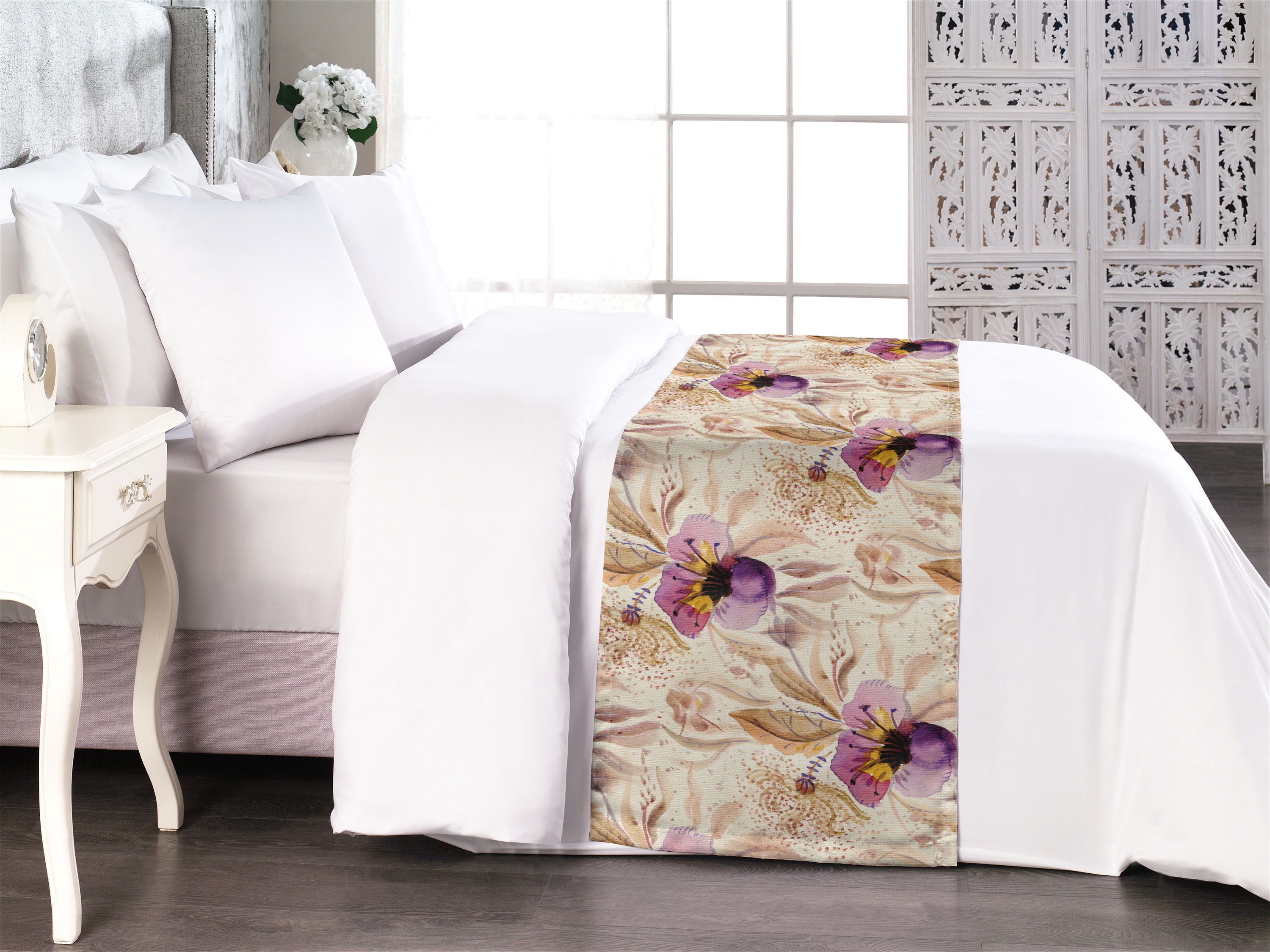 Floral Design Bed Runner, Watercolors Style Flowers Vintage Pattern ...