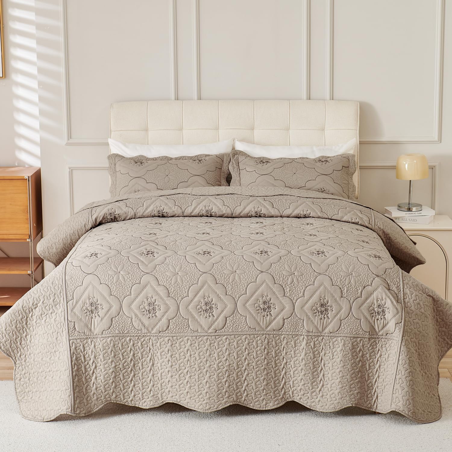 Floral Embroidery Quilt Set, 3 Pieces King Quilt Bedding Set, Classic ...
