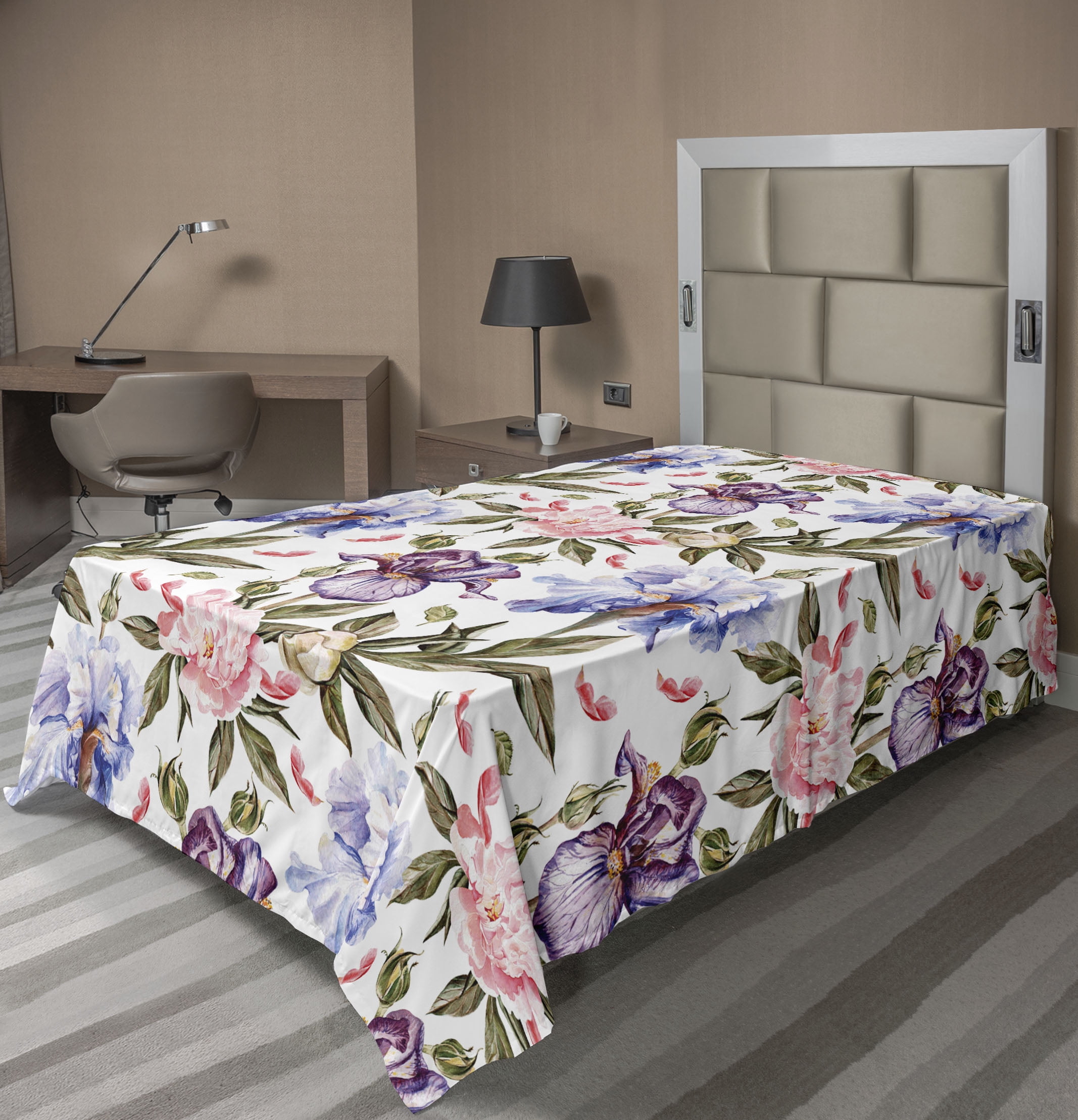 Floral Flat Sheet, Soft Colored Pattern of Iris Flowers Watercolor ...