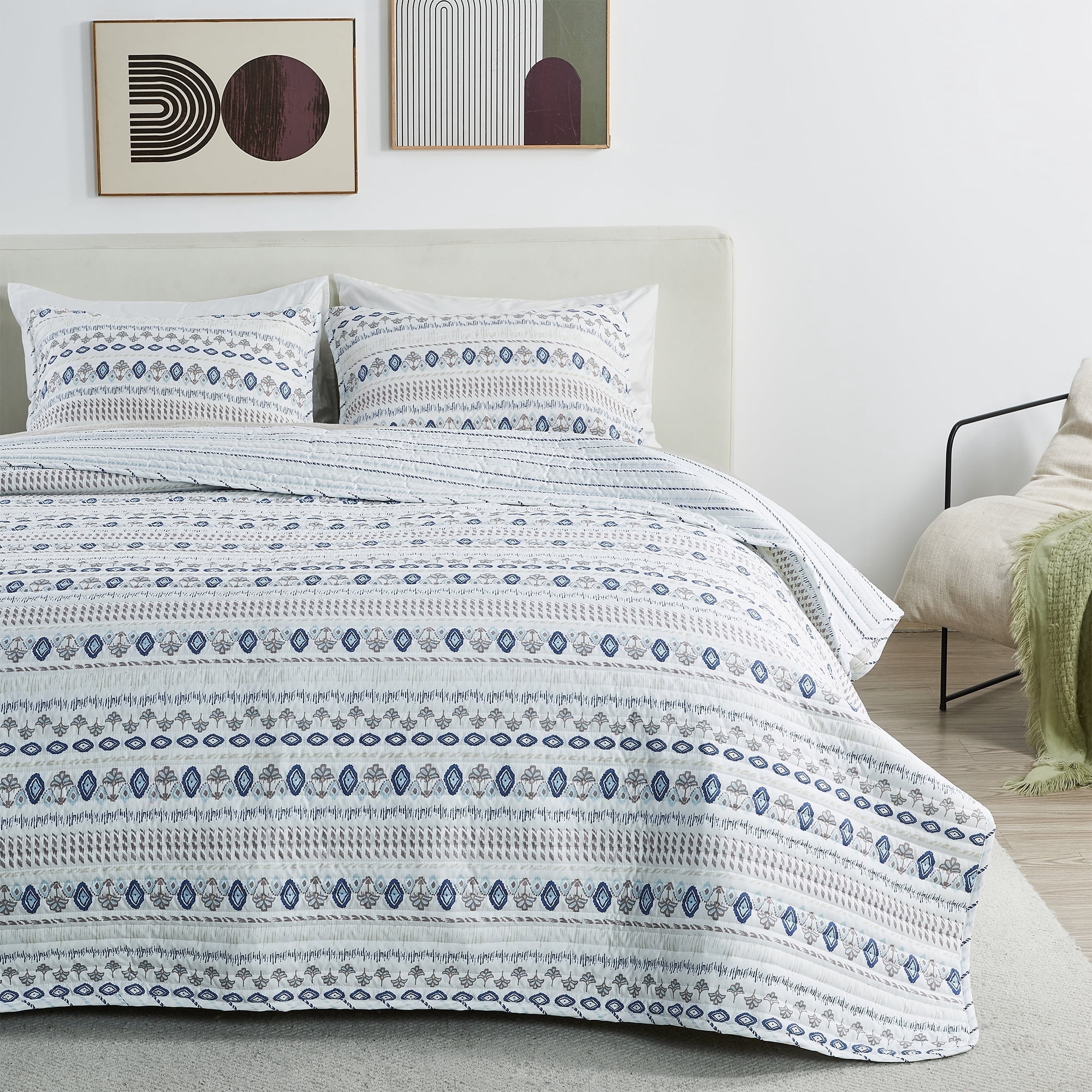 Floral Stripe Printed Reversible Quilted Coverlet Set with Shams, 3 ...