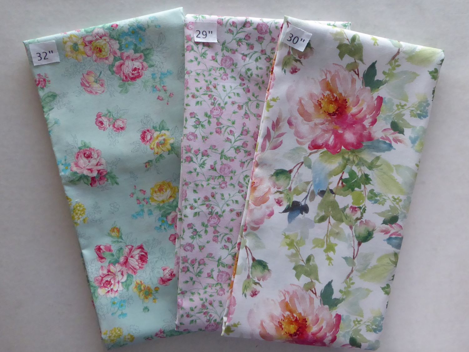Floral Victoria Green Pink Rose Cotton Fabric 2yd 19in Last the Best ...