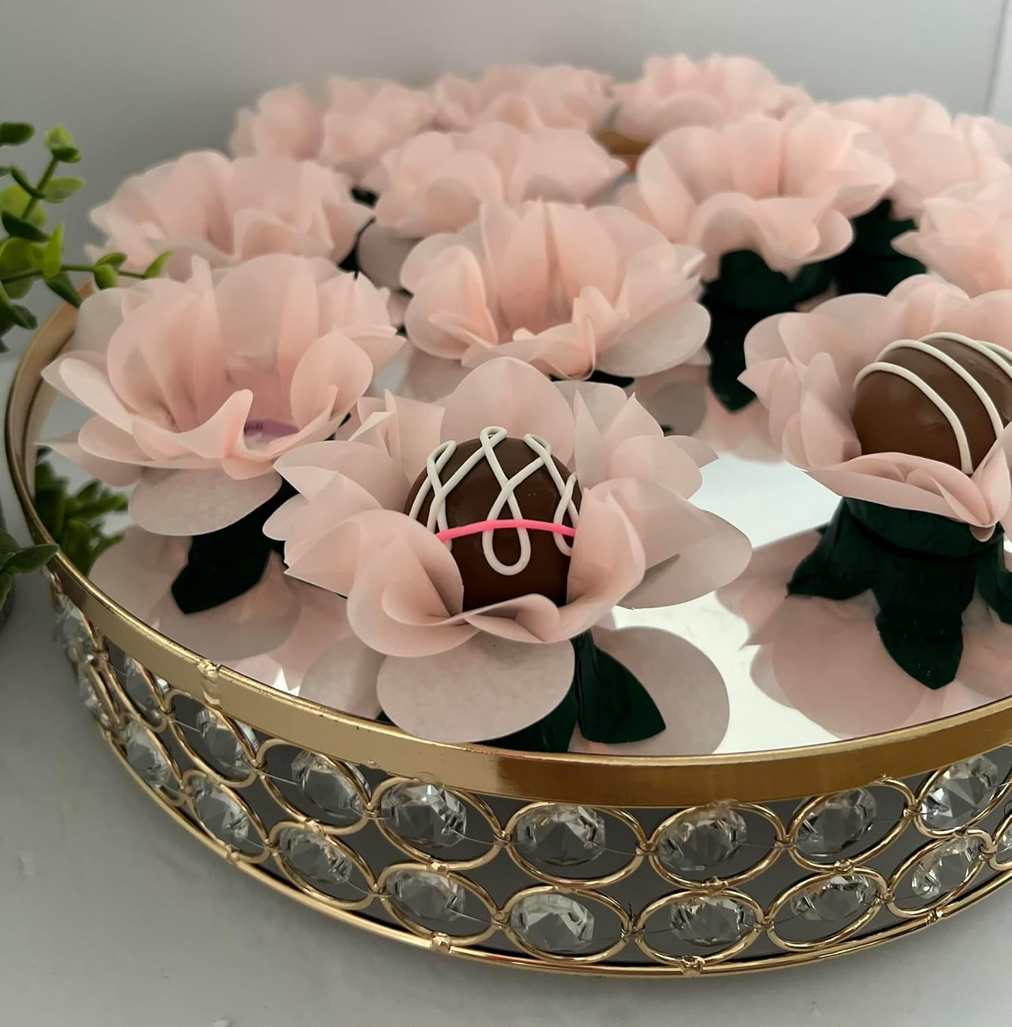 Flower Wrappers to Hold Chocolates, Truffles, Ferrero Rocher, Mini ...