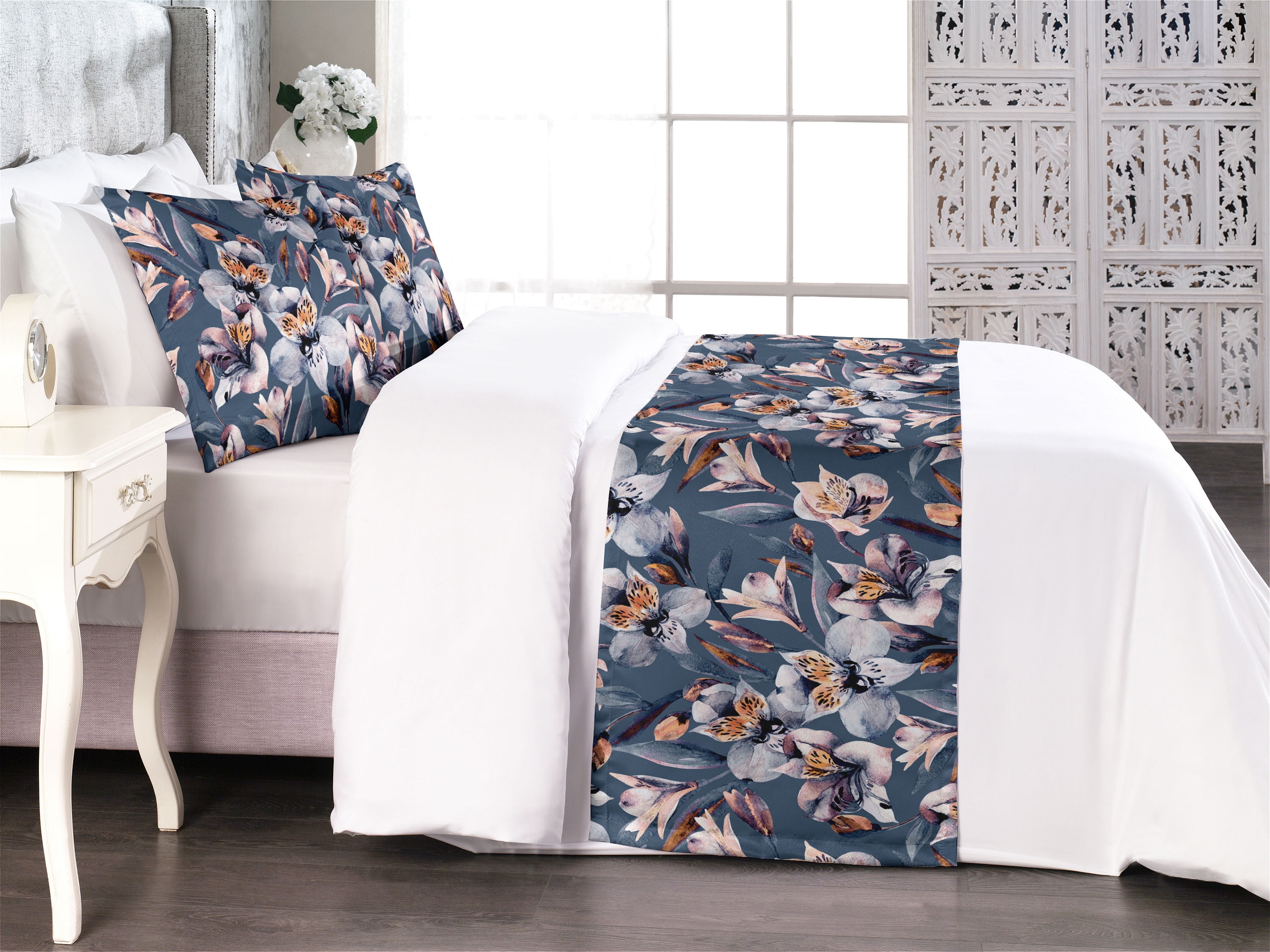 Flowers Bed Runner Set, Peruvian Lily Tropical Watercolor Floral ...