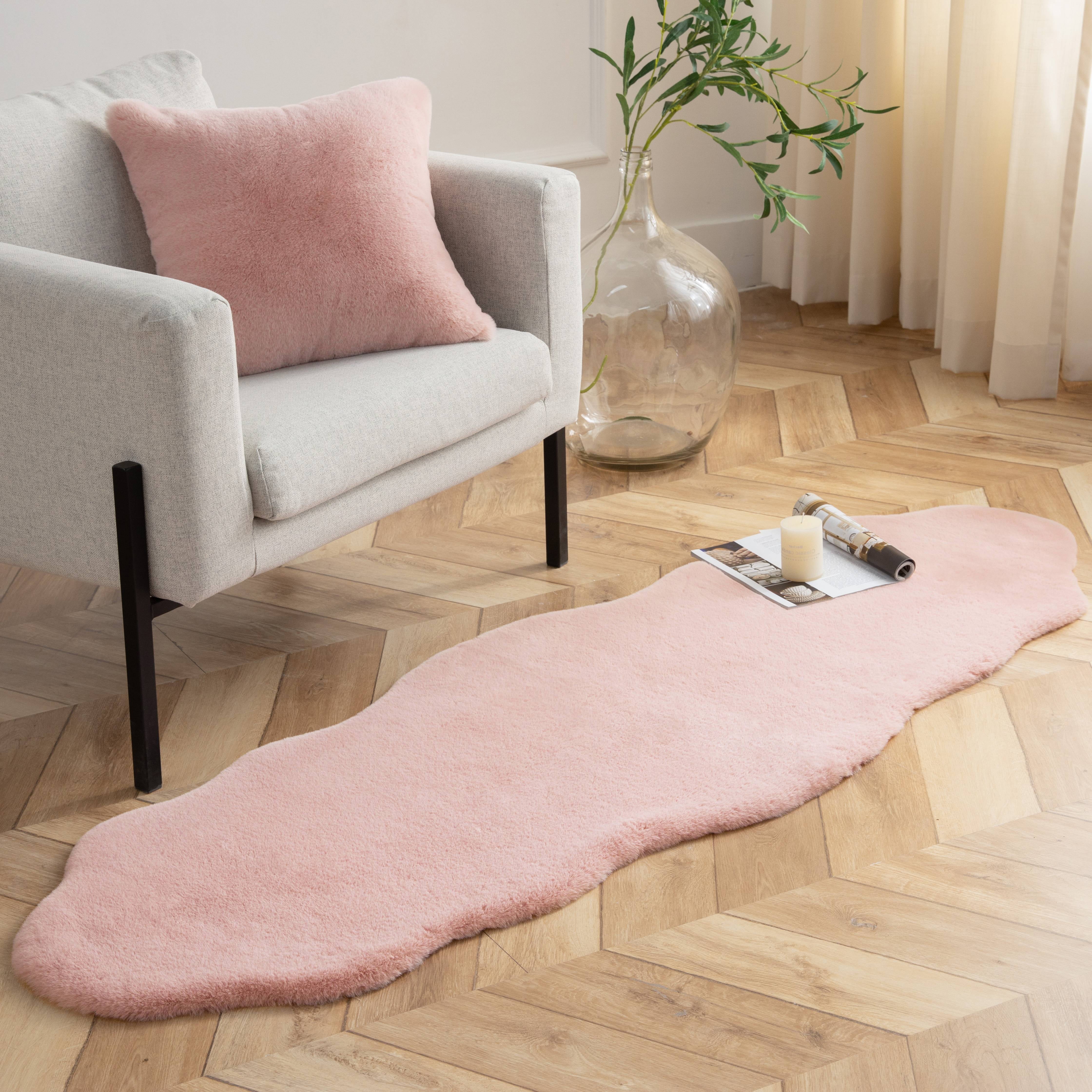 Faux Rabbit Fur Area Rug, Plush Bedroom Throw, Soft Decorative Mat, 2x6 ...