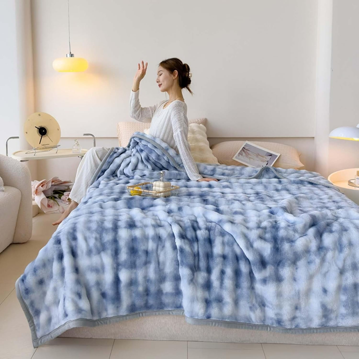 Fluffy Faux Rabbit Fur Bubble Throw, Plush Shaggy Blanket for Couch ...