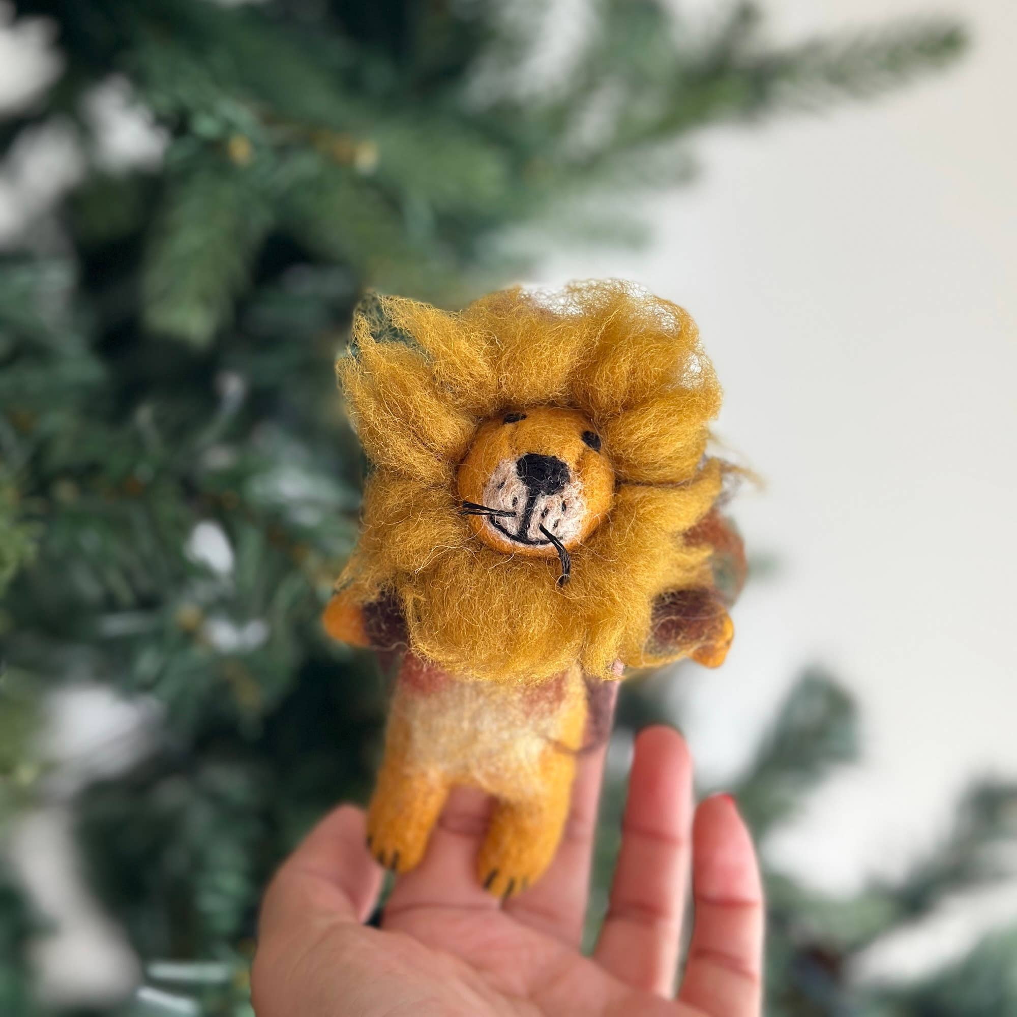 Fluffy Lion Finger Puppet - Walmart.com