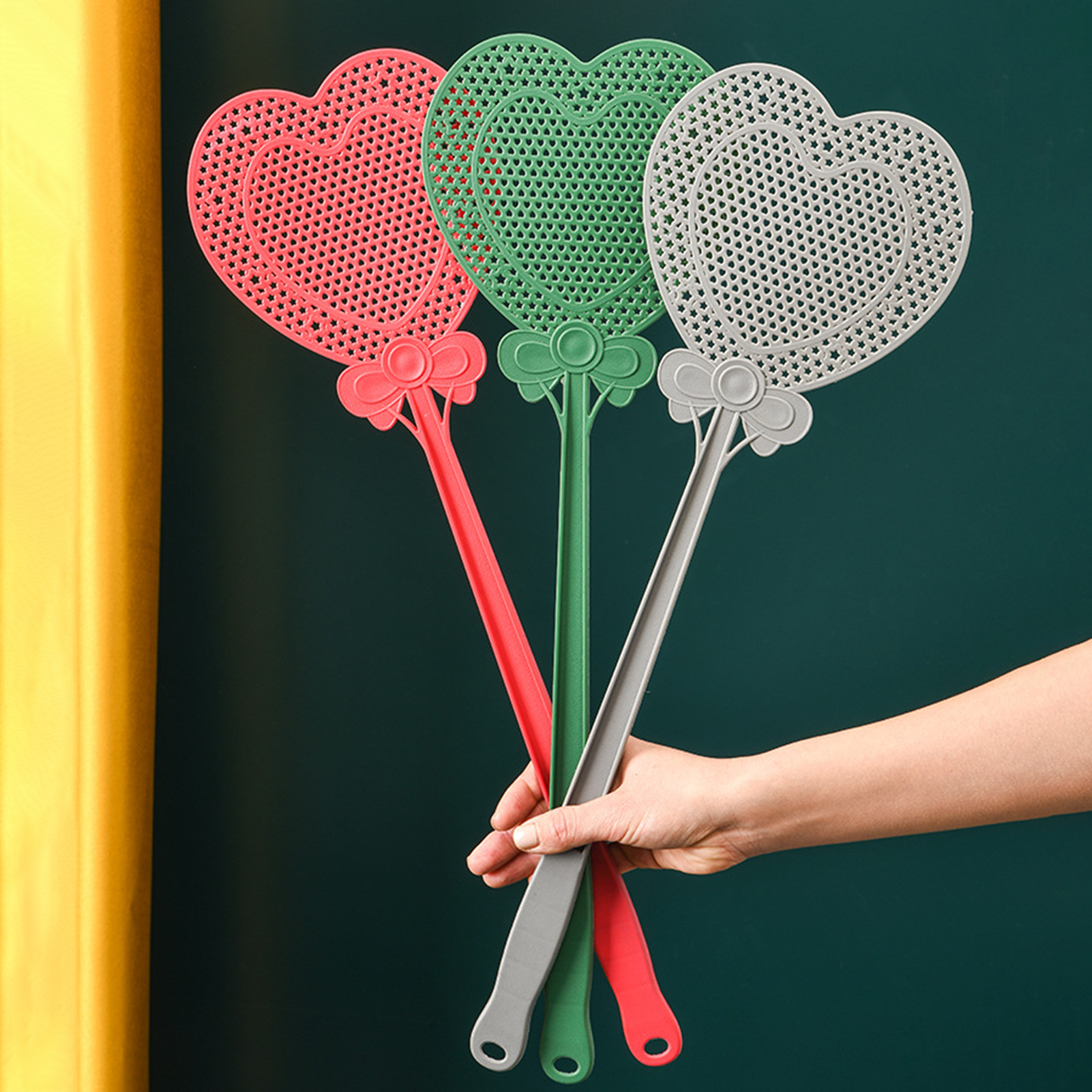 Fly Swatter Eye-catching Fine Workmanship PP Long Handle Portable Pest ...
