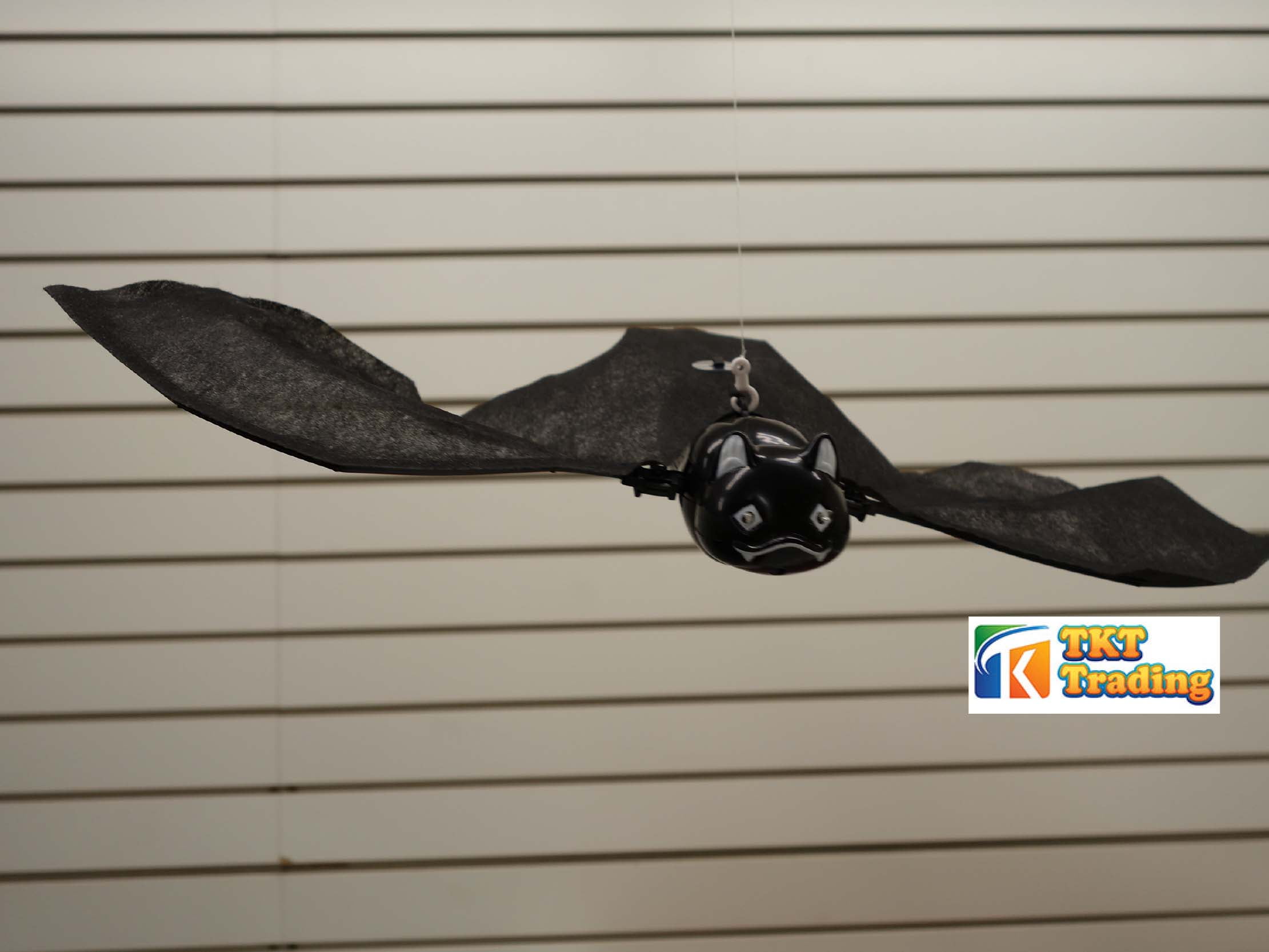 Buffy Toy Flying Bat with Flapping Wings and Realistic Flight Motion ...