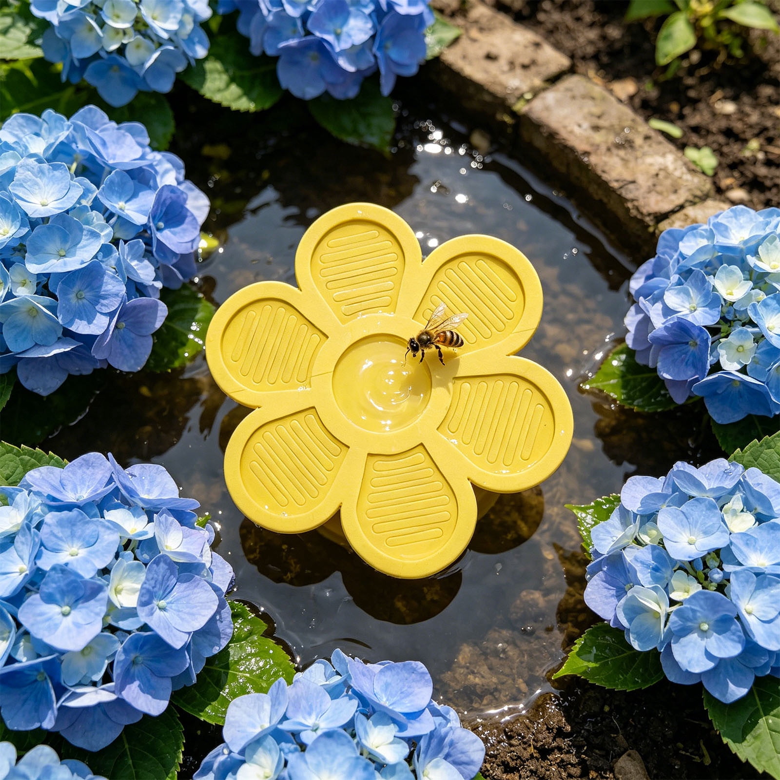 Foam Flower Shaped Water Feeder, Lightweight Floating Bee Drinking ...