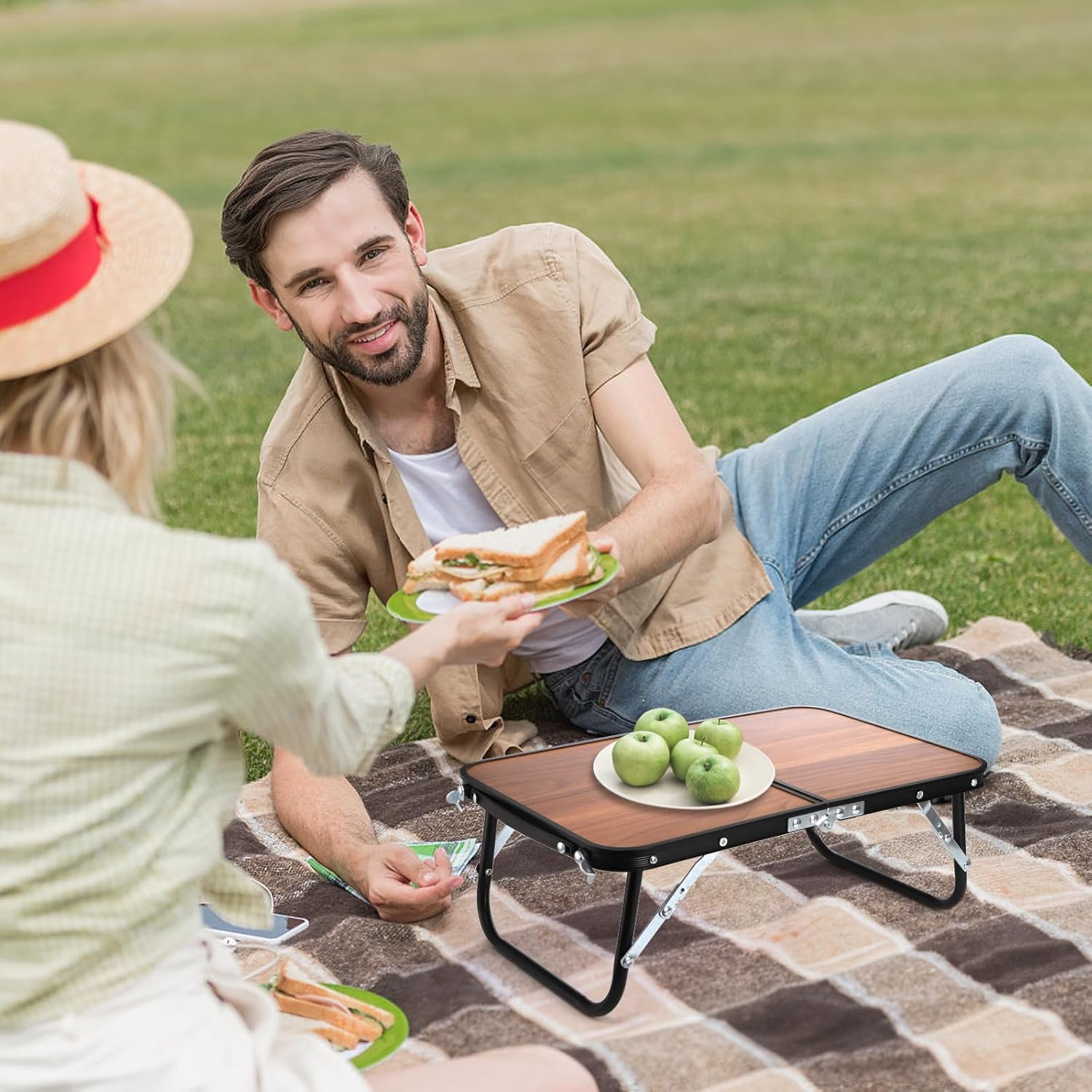 Folding Camping Table, Portable Beach Table with Carry Handle ...