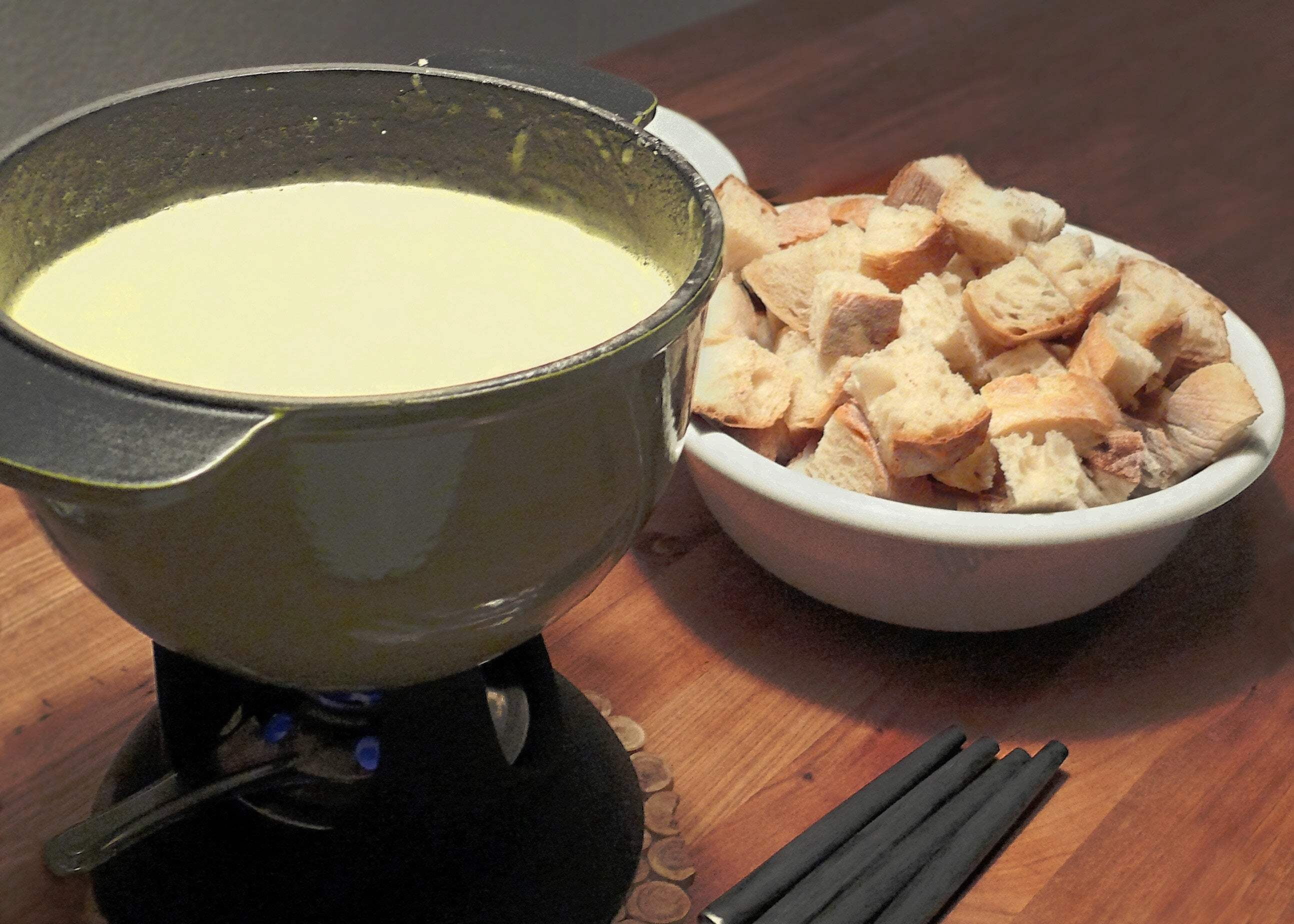 Fondue Cheese And Bread Swiss Glossy Poster Picture Photo Print Banner ...